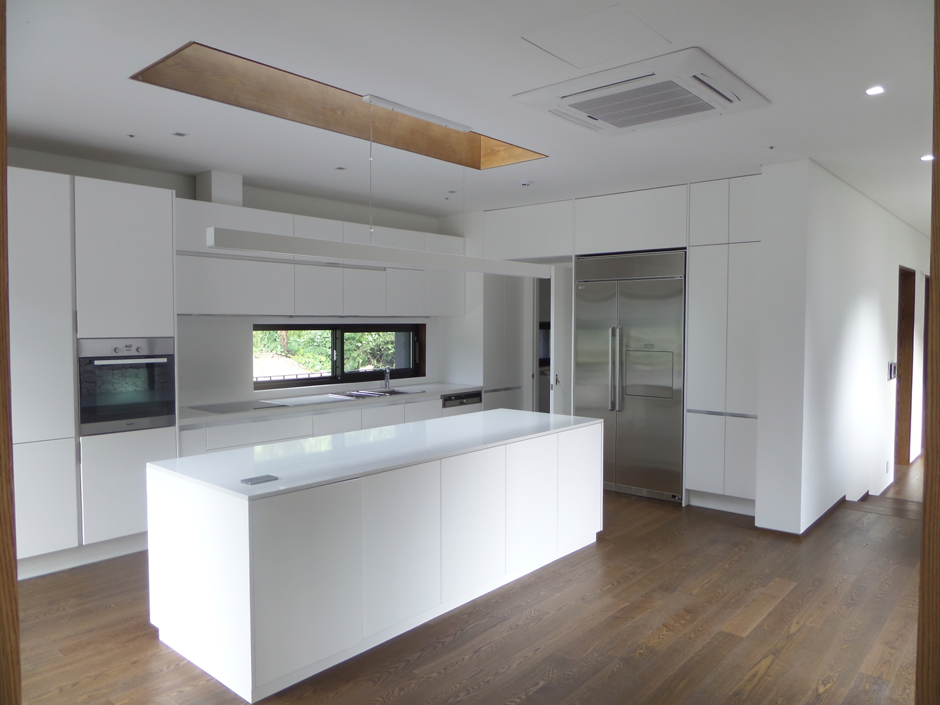 Gallery of Inje Residence / YKH Associates - 5