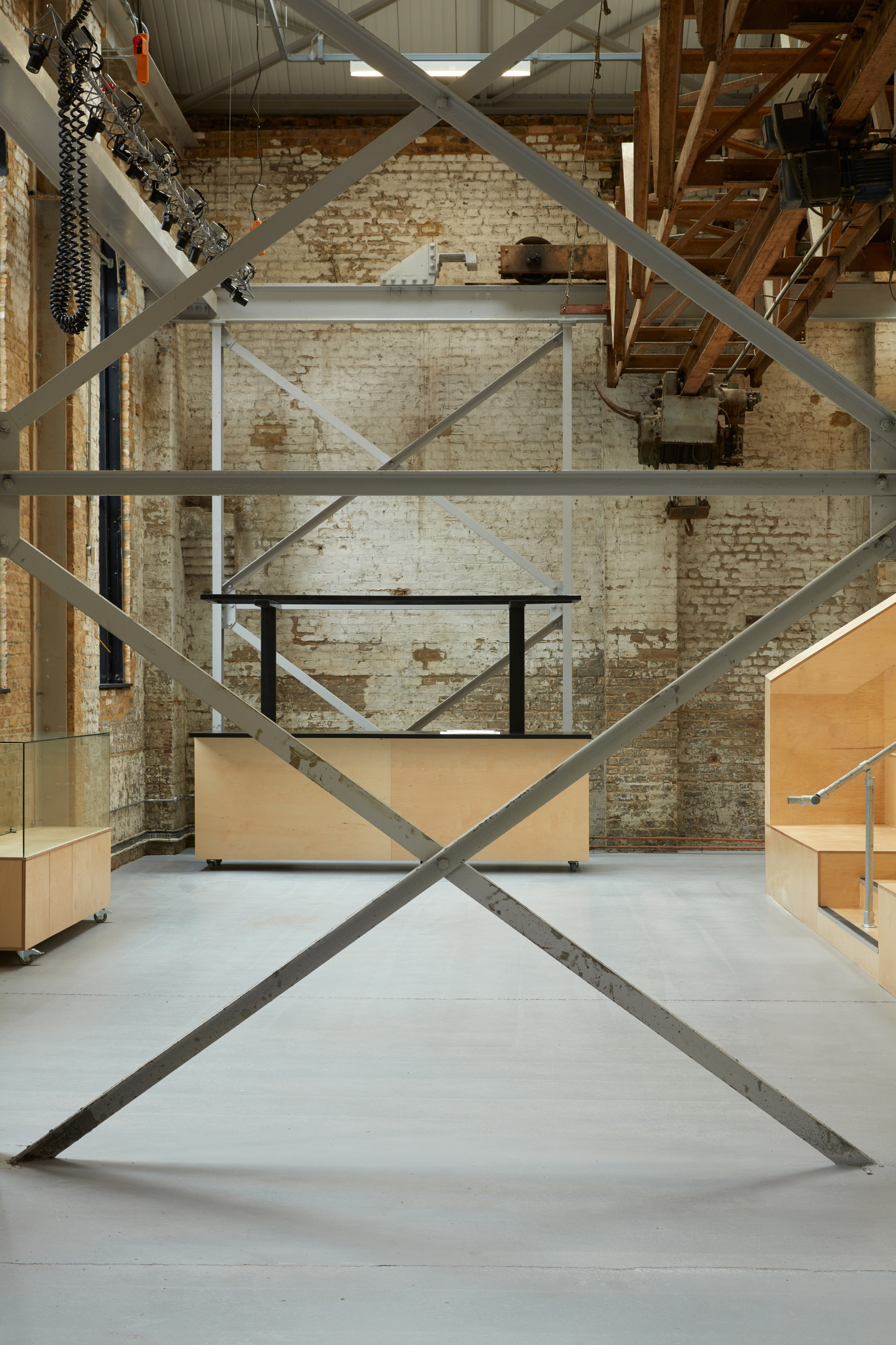 Gallery of The Forge Offices and Exhibition Space / Emrys Architects - 7