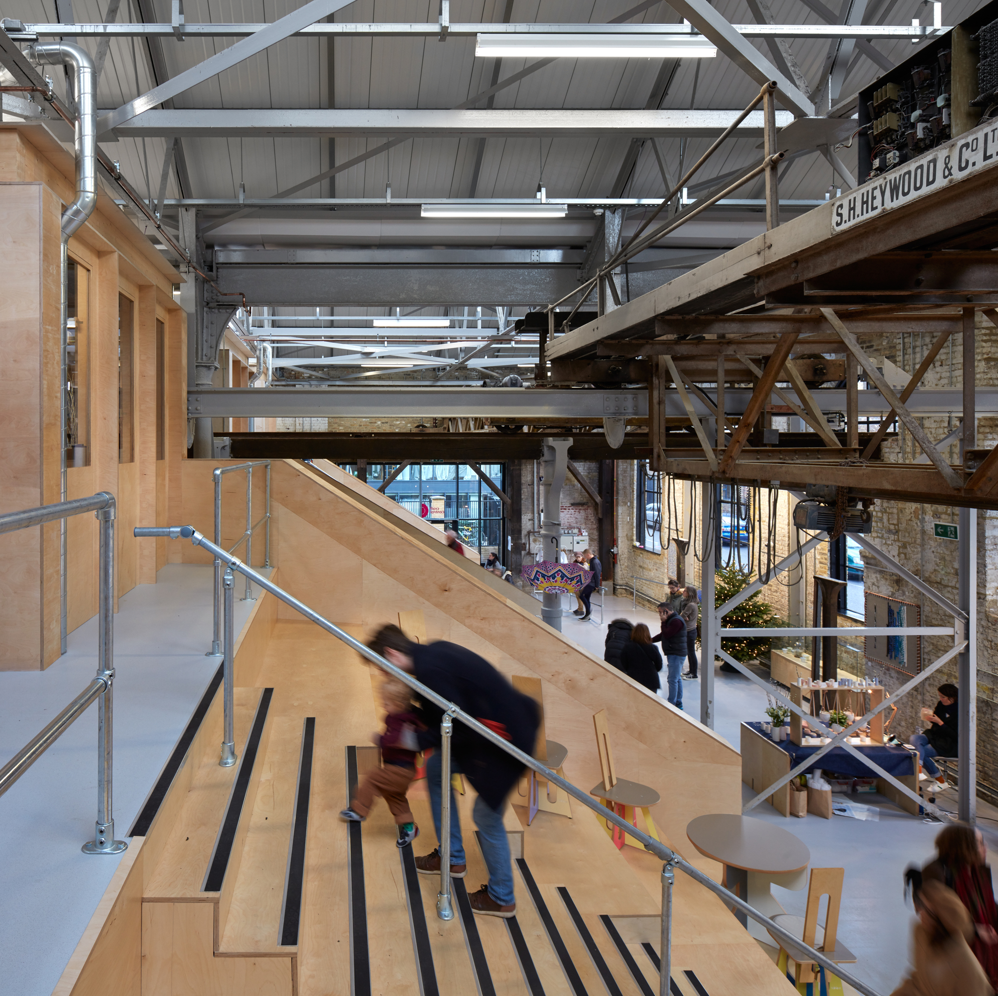 Gallery of The Forge Offices and Exhibition Space / Emrys Architects - 15