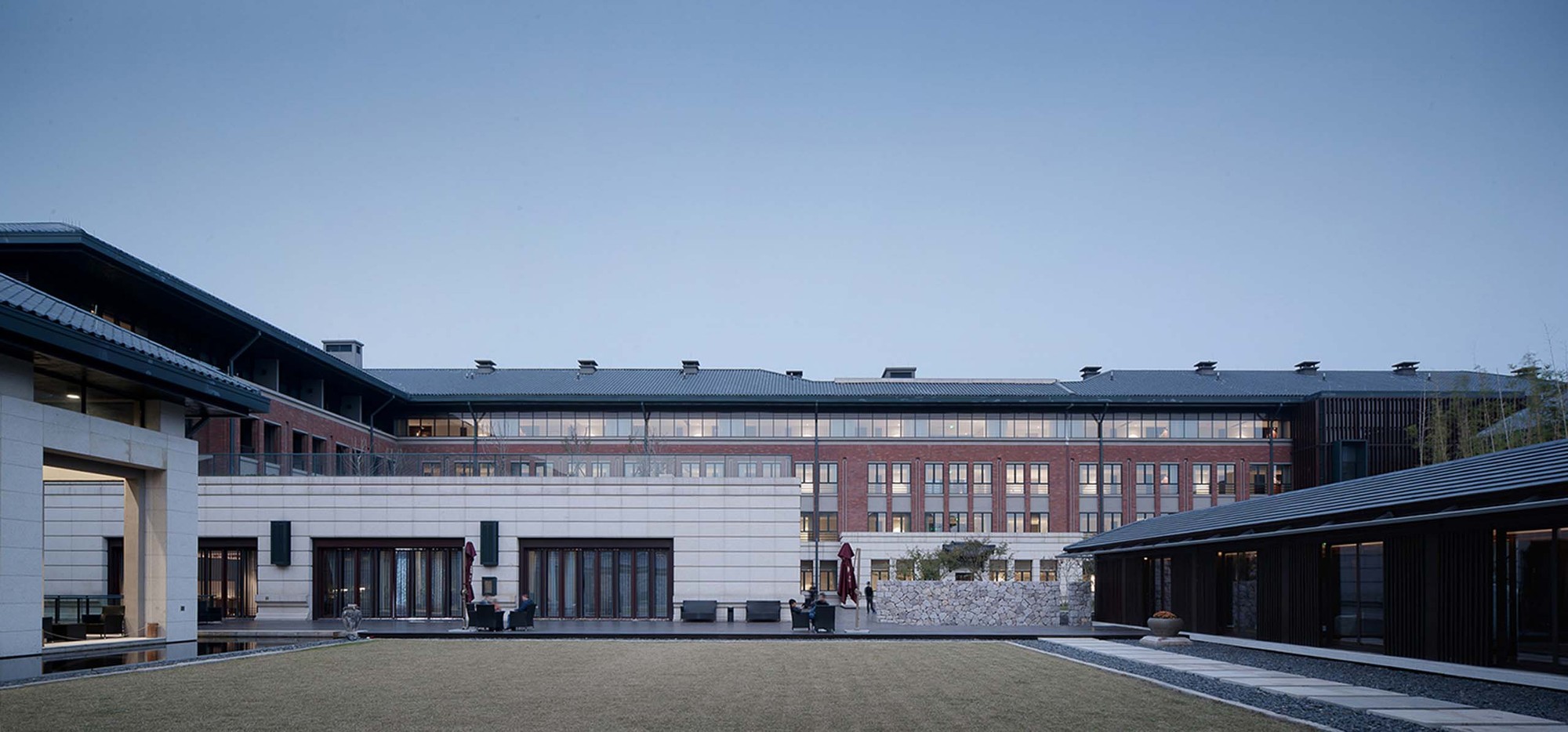 Gallery of Western Academy of Haining International Campus of Zhejiang ...