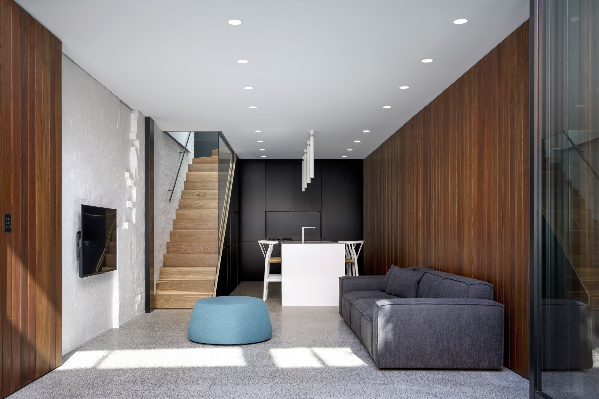 Gallery of Alexandria House 5 / Pivot - 6