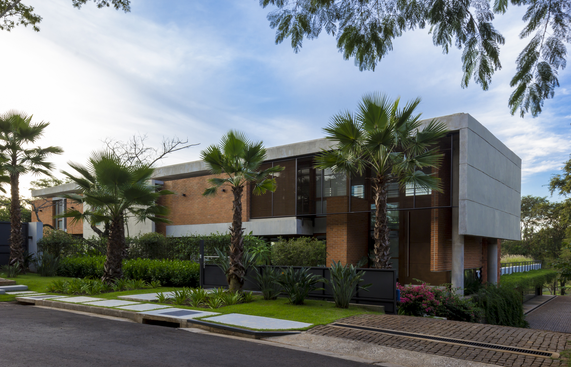 Gallery of 17-218 House / m+ estudio de arquitectura y diseño - 14
