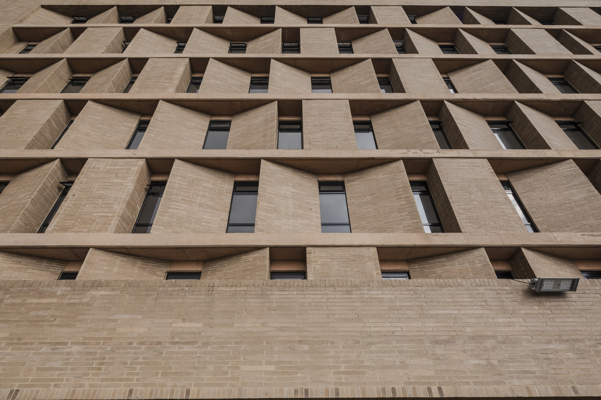 Gallery of Multifamily Housing Equilibrium 1 / taller de arquitectura ...