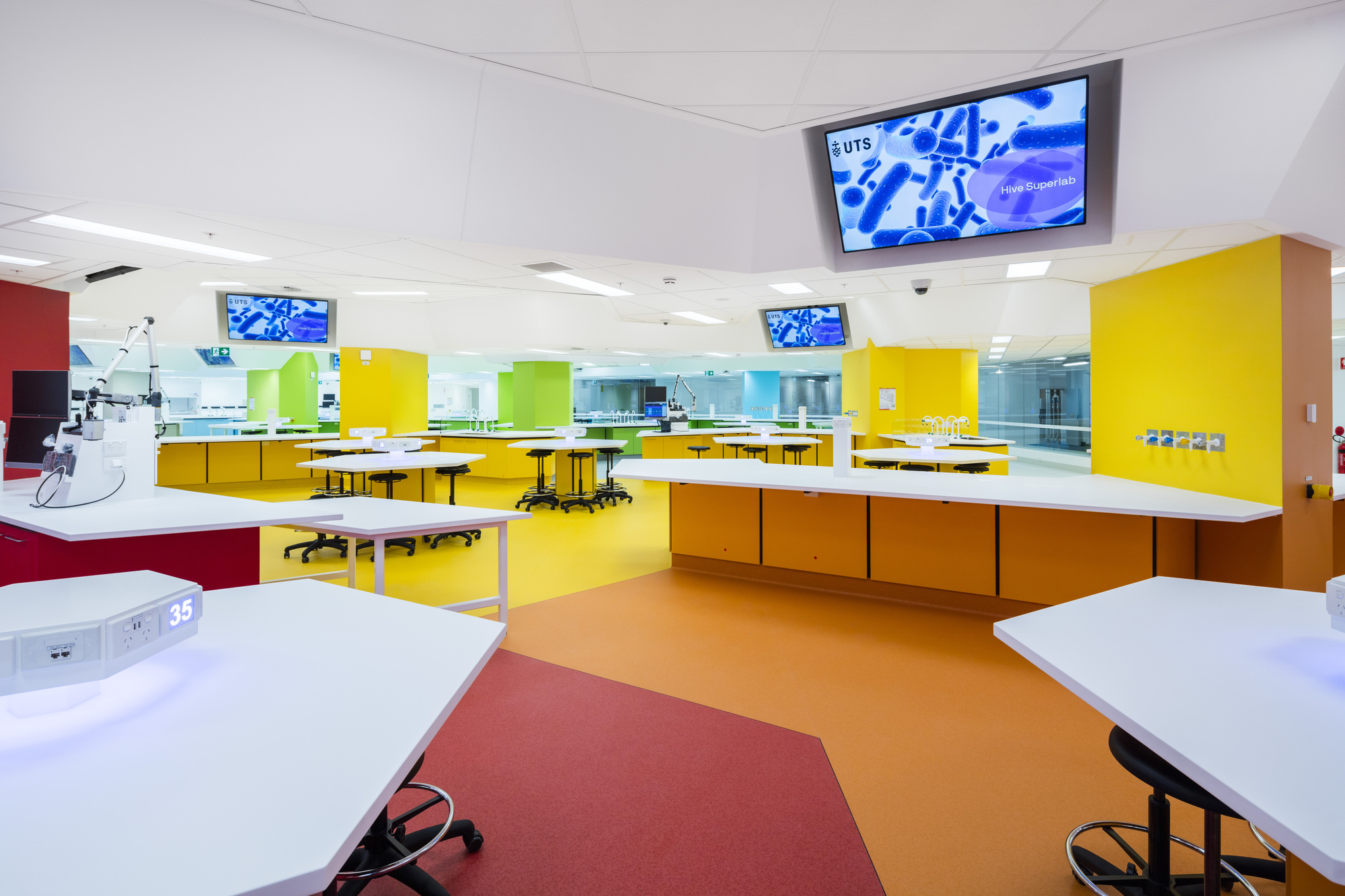 Gallery of FJMT's UTS Central Academic Hub Opens to the Public in ...