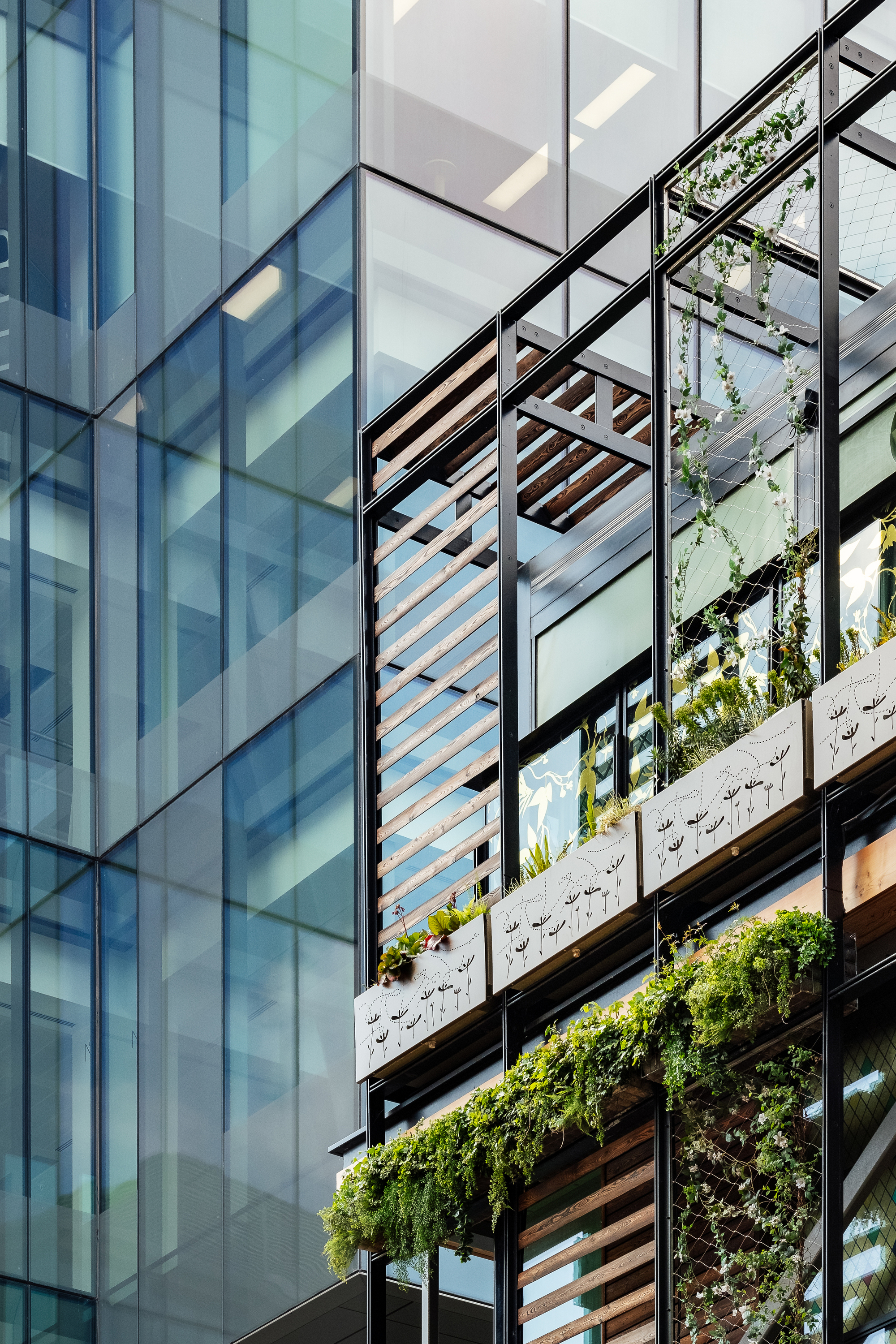 Gallery of Hardman Square Pavilion / Sheppard Robson - 22