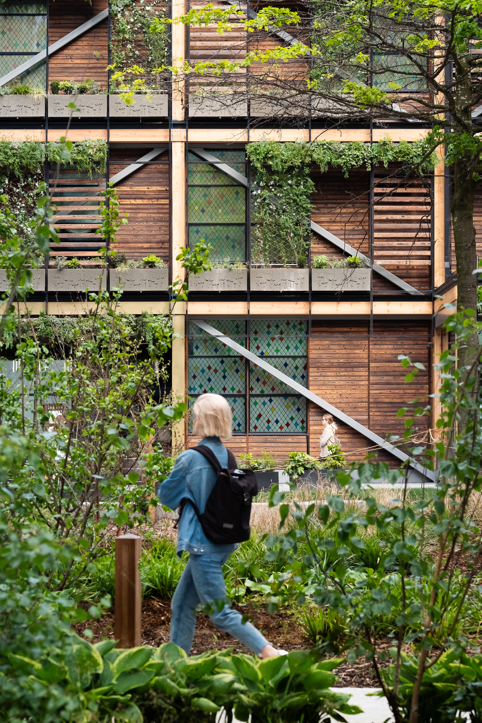 Gallery of Hardman Square Pavilion / Sheppard Robson - 5