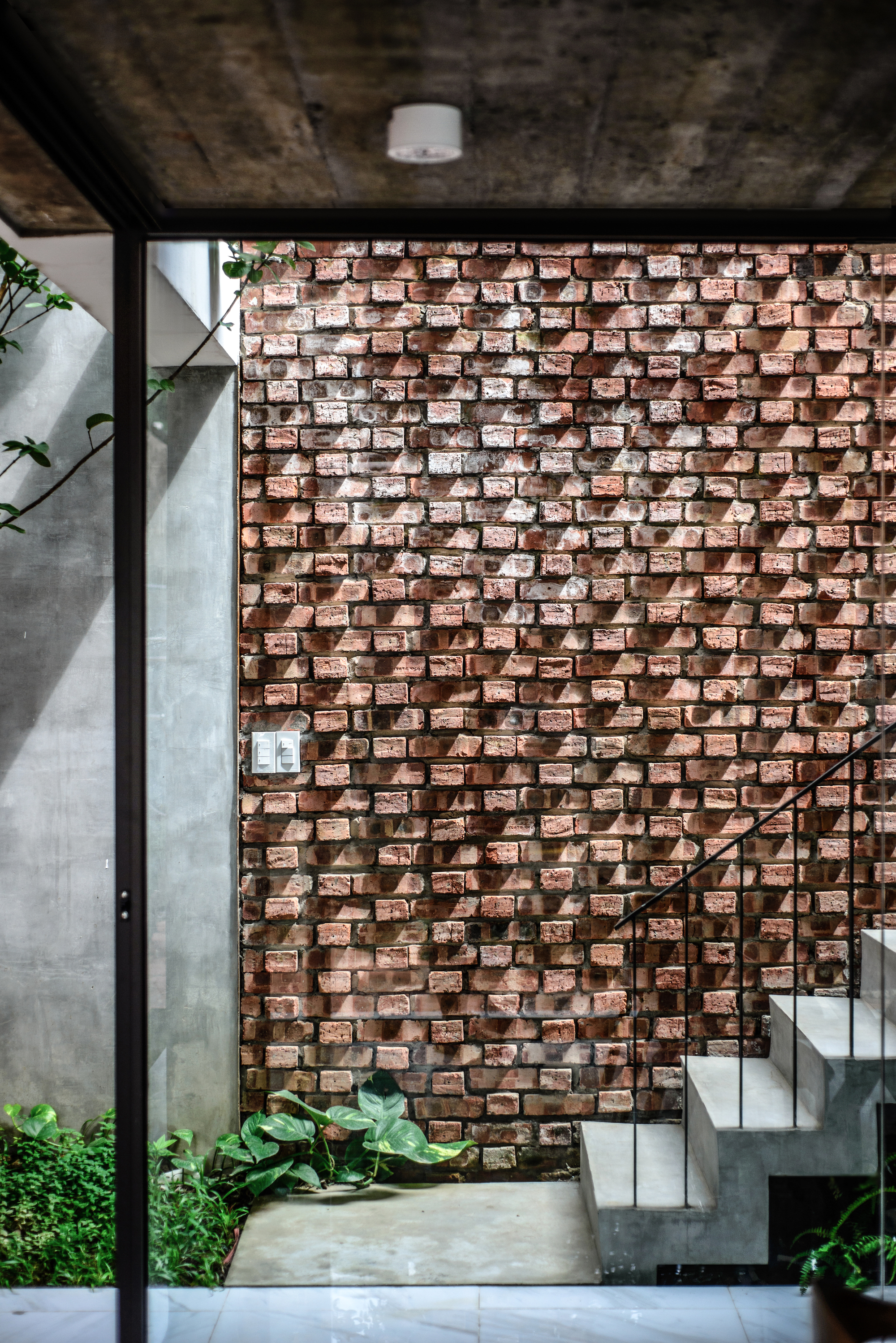 Gallery of Stacking-Roof House / AD+studio - 21