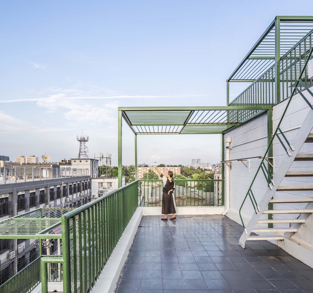 Gallery of Tree Courtyard / MAT Office - 16