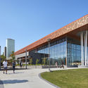 Route 9 Library / Perkins and Will | ArchDaily
