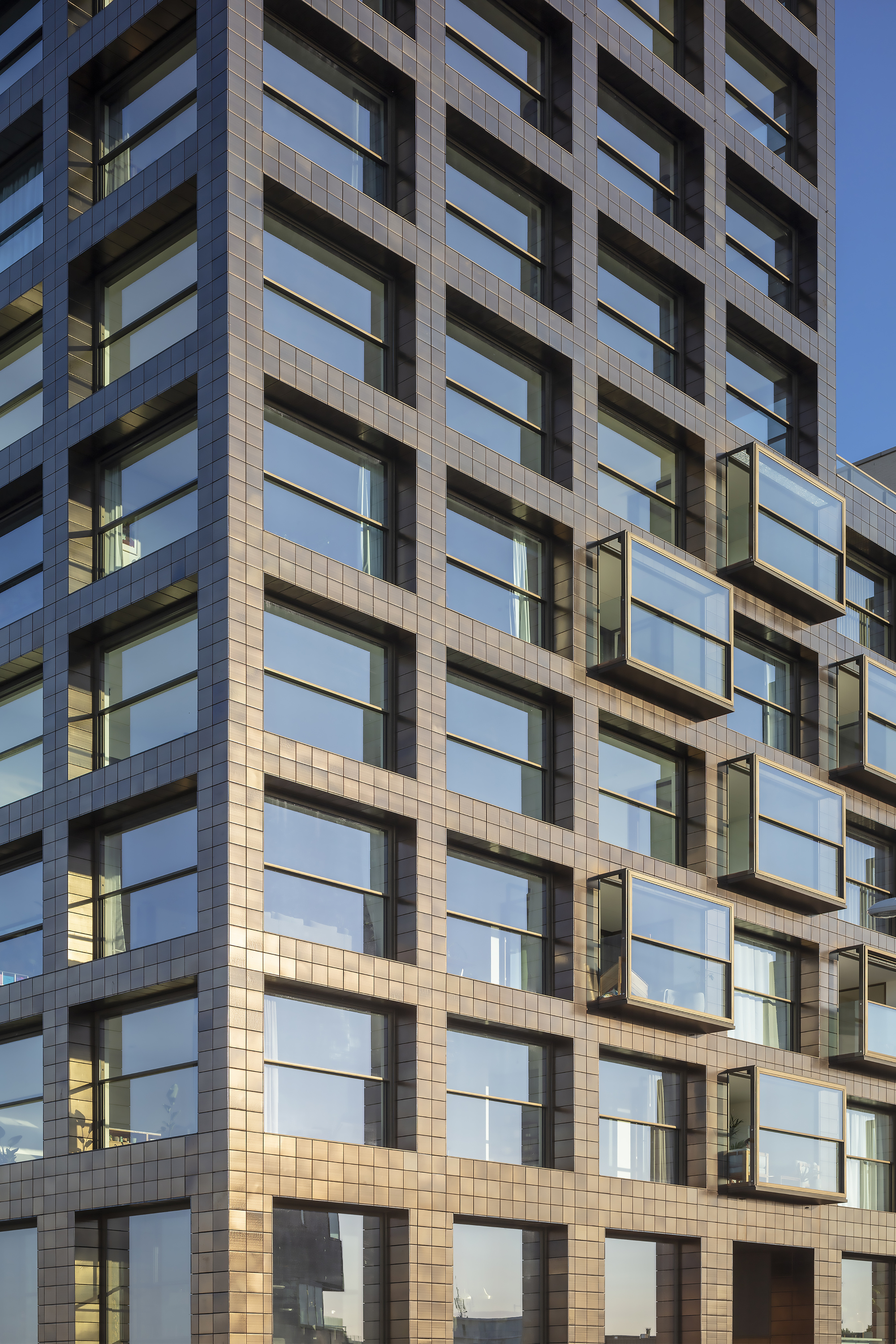 Gallery of Frame Residential Building / Frits van Dongen Architecten en ...