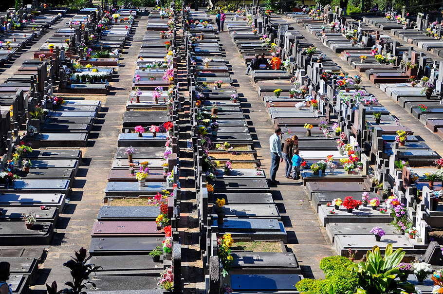 Precisamos repensar os cemitérios | ArchDaily Brasil
