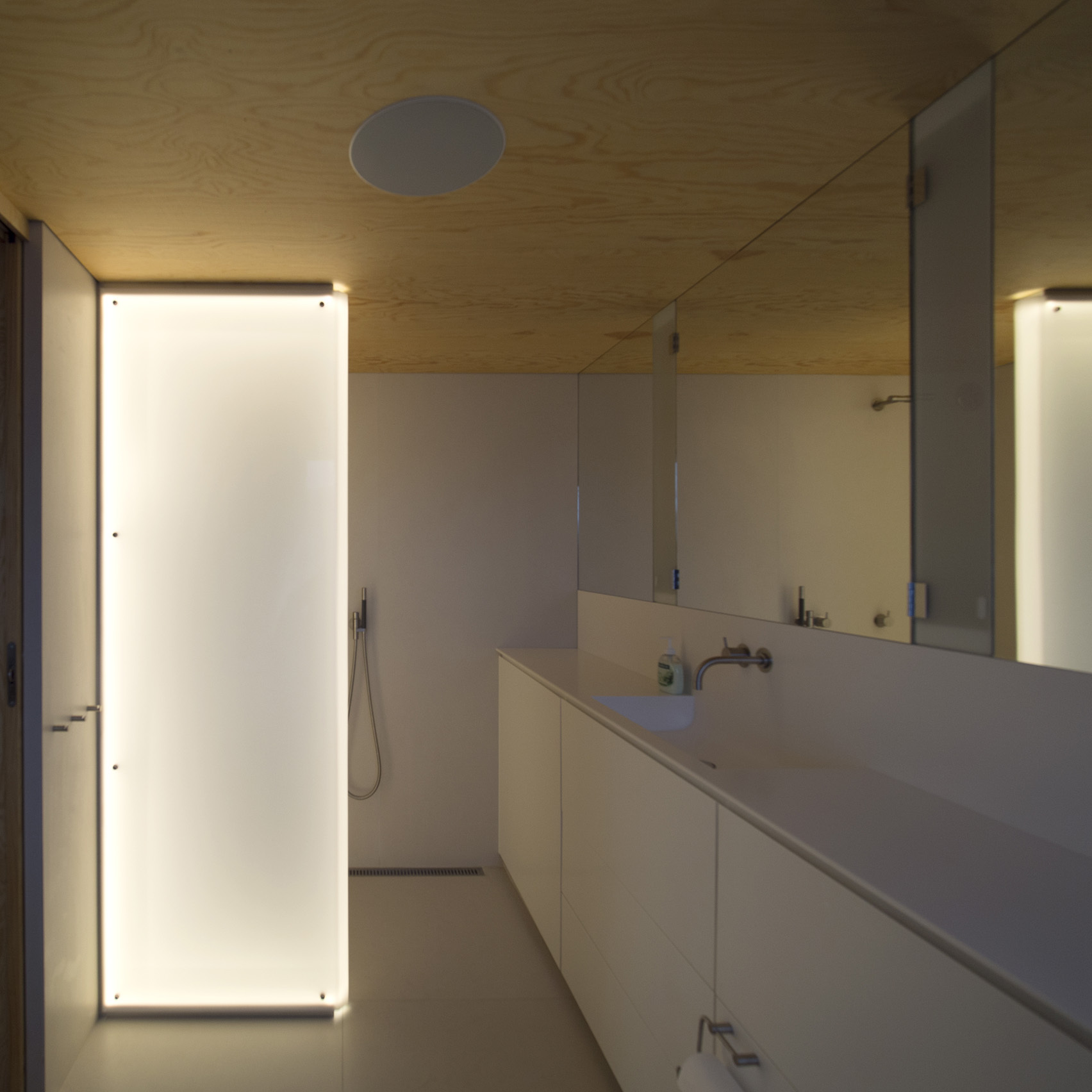 Gallery of Weekend House Straume / Knut Hjeltnes - 30