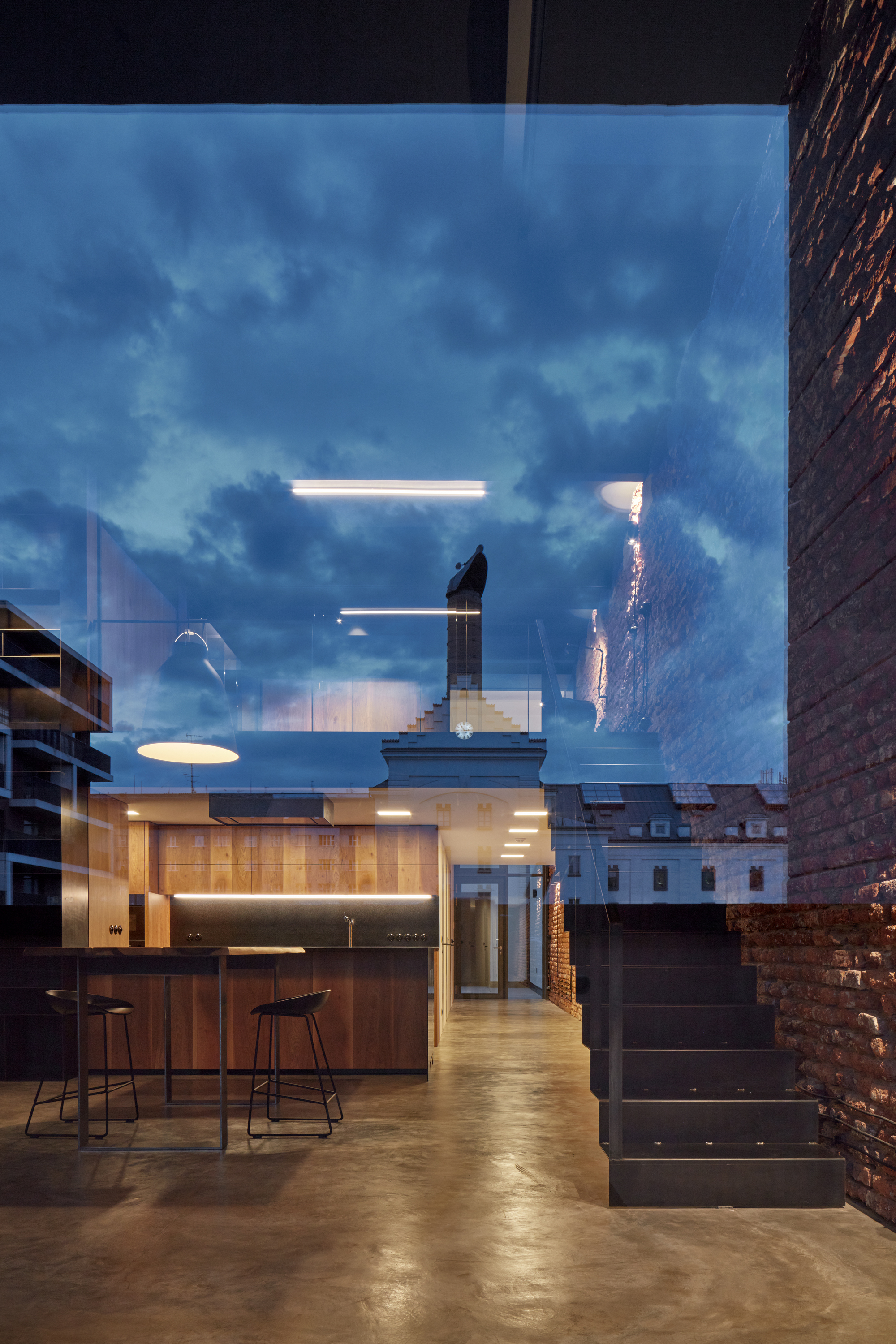 Gallery of Loft With Love / CMC architects - 6