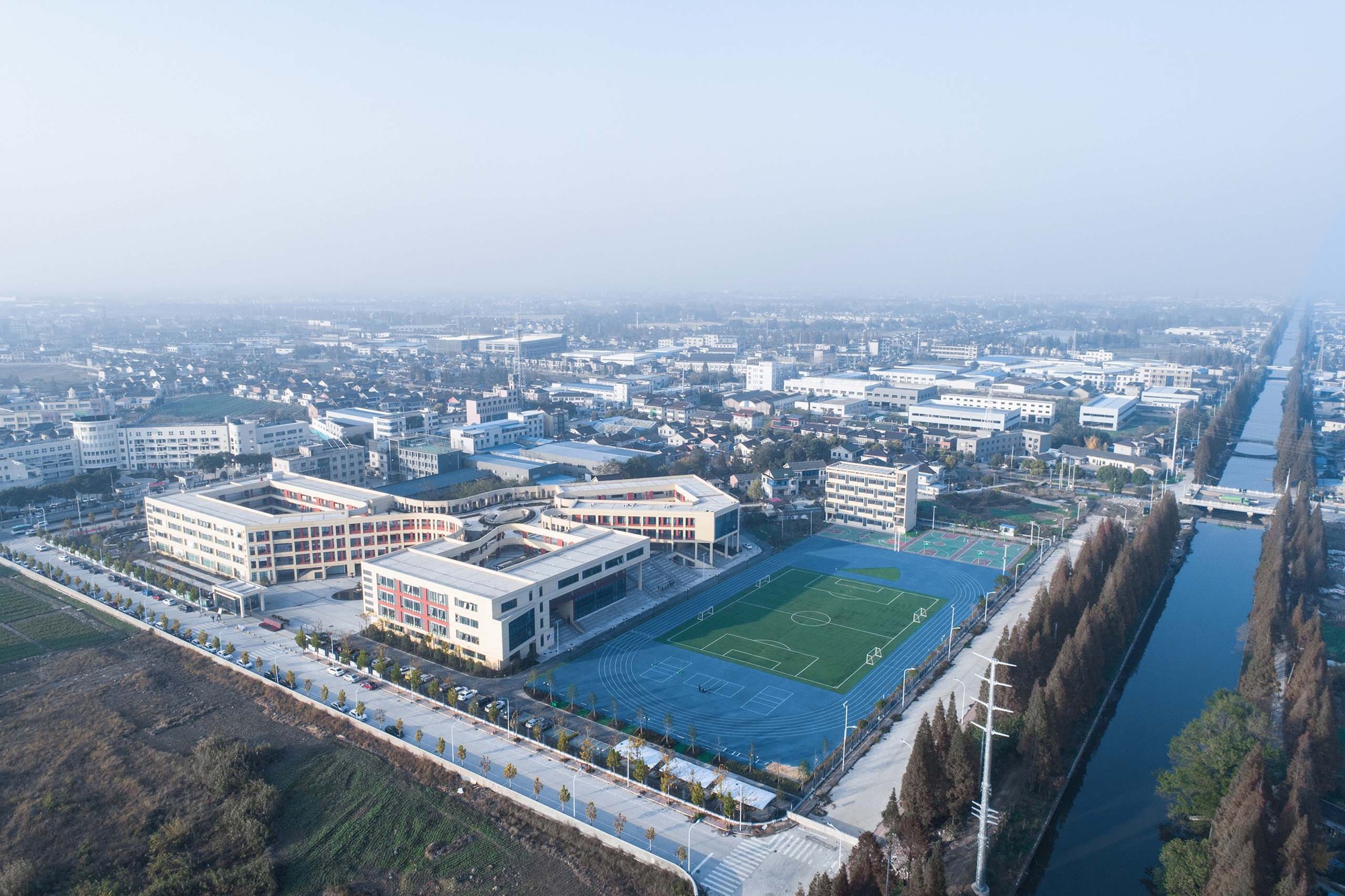 Gallery of Yangzhong Foreign Language School Branch Campus / Perform ...