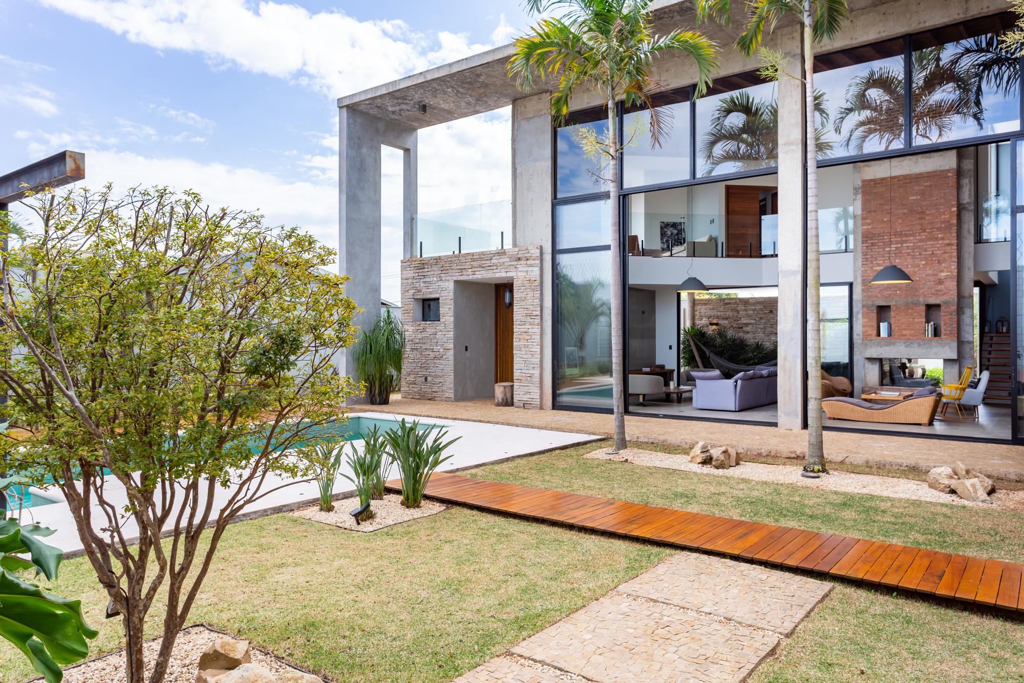 Gallery of F.P. House / Studio AFS - 23