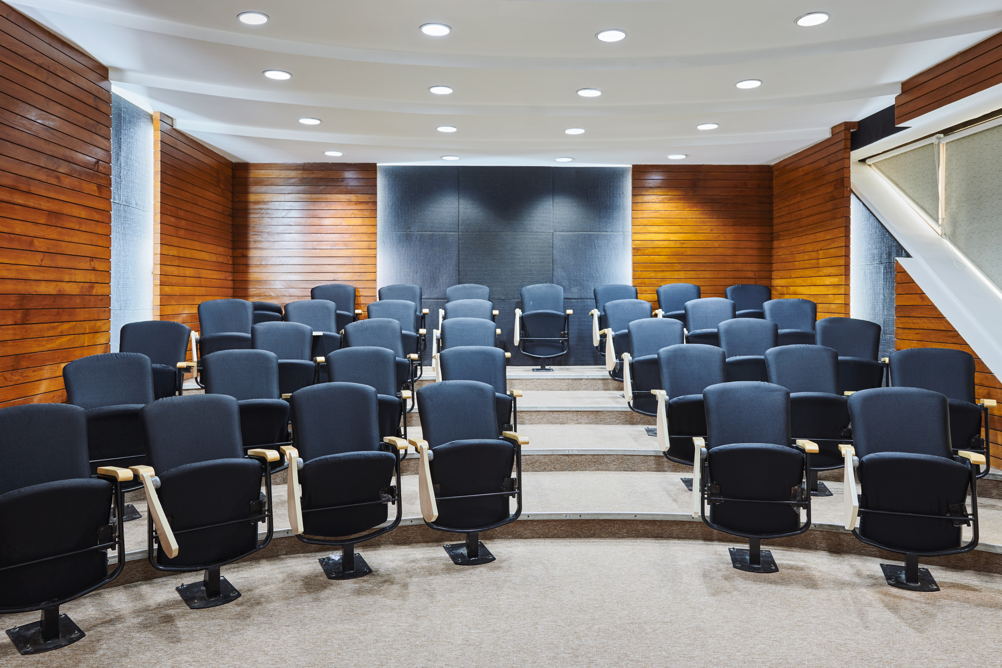 Gallery of Publicis India Office Mumbai / Shiraz Jamali Architects - 10