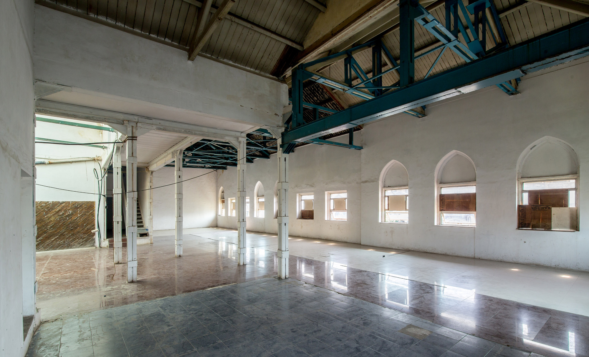 Gallery of The Loft Studio Space / Studio PKA - 5