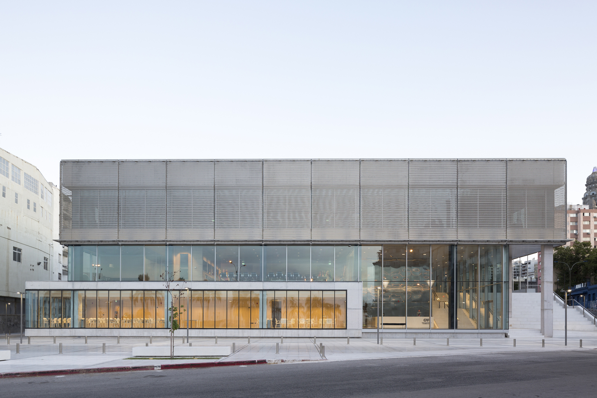 Gallery of CAF Headquarters / LAPS Arquitectos - 28