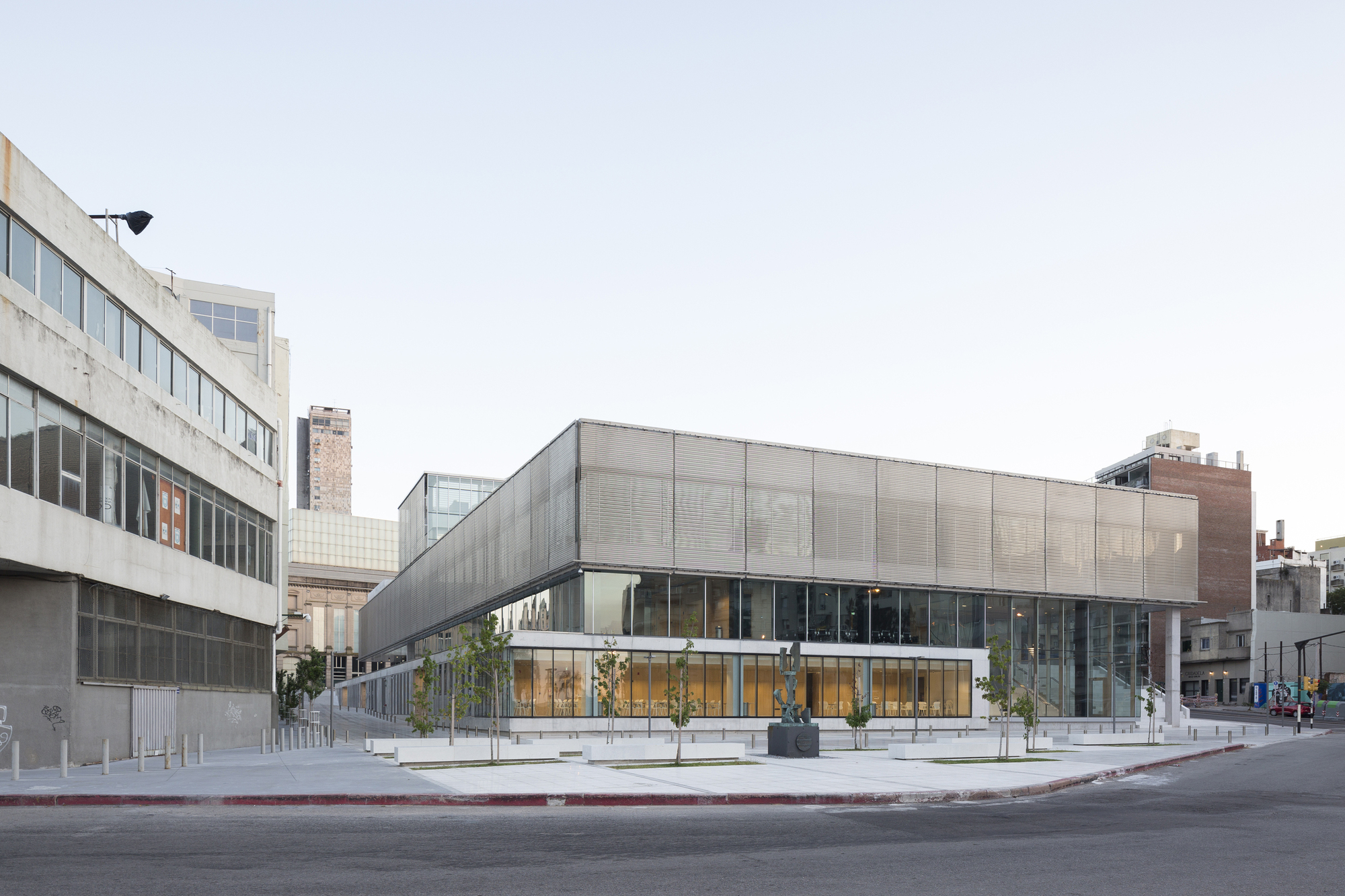 Gallery of CAF Headquarters / LAPS Arquitectos - 11