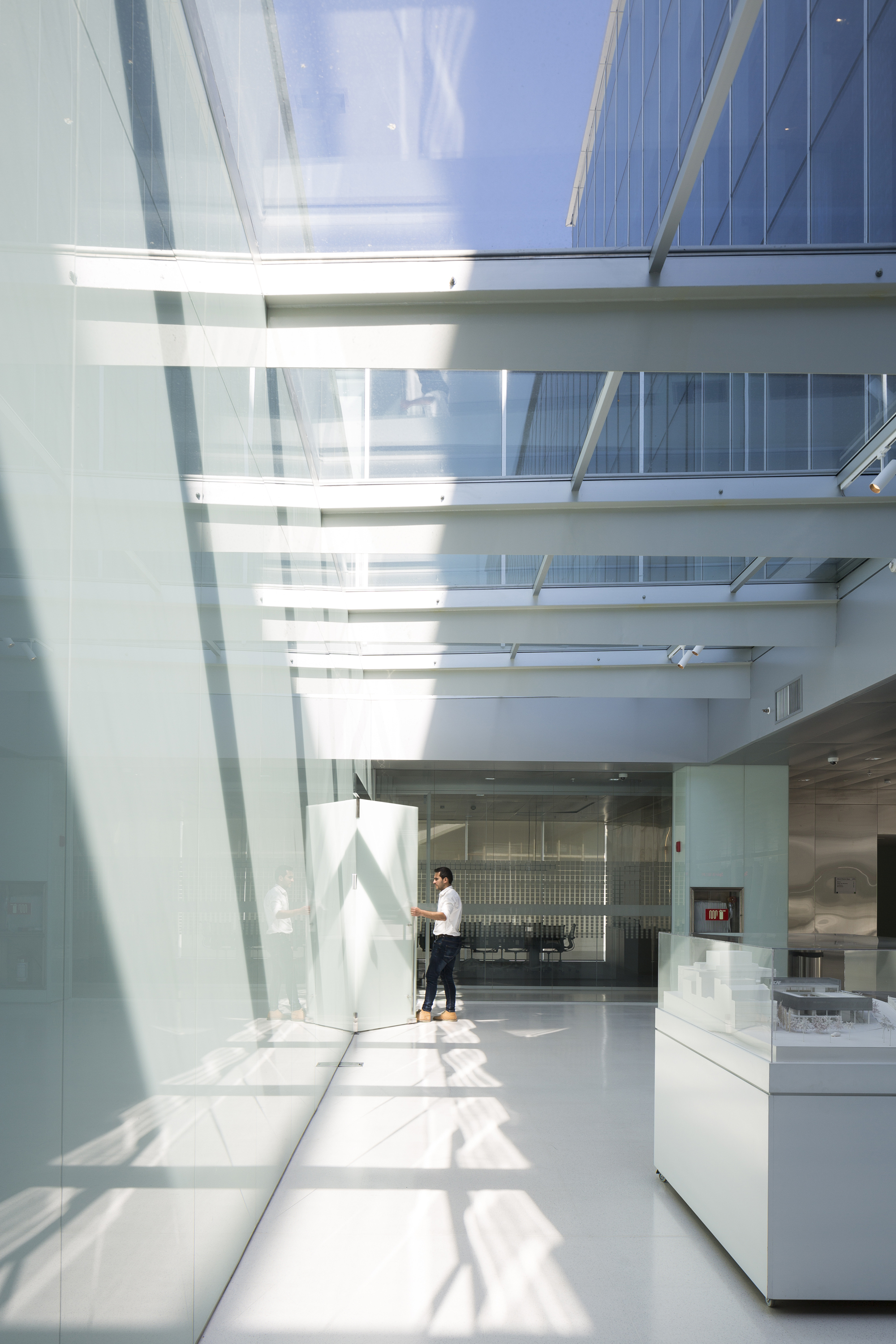 Gallery of CAF Headquarters / LAPS Arquitectos - 7