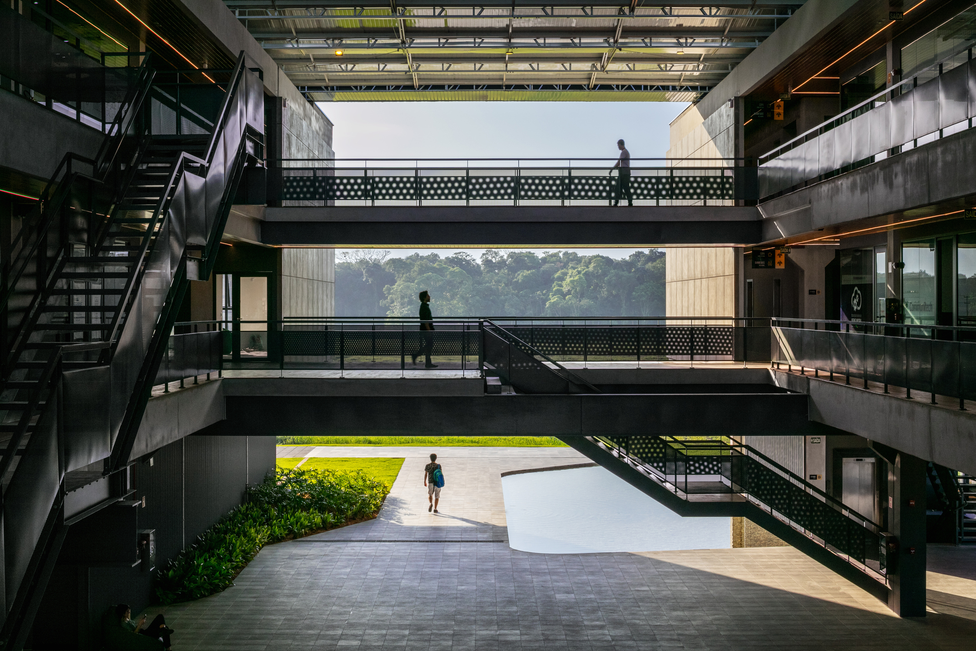 Gallery of Ágora Tech Park / Estúdio Módulo - 14