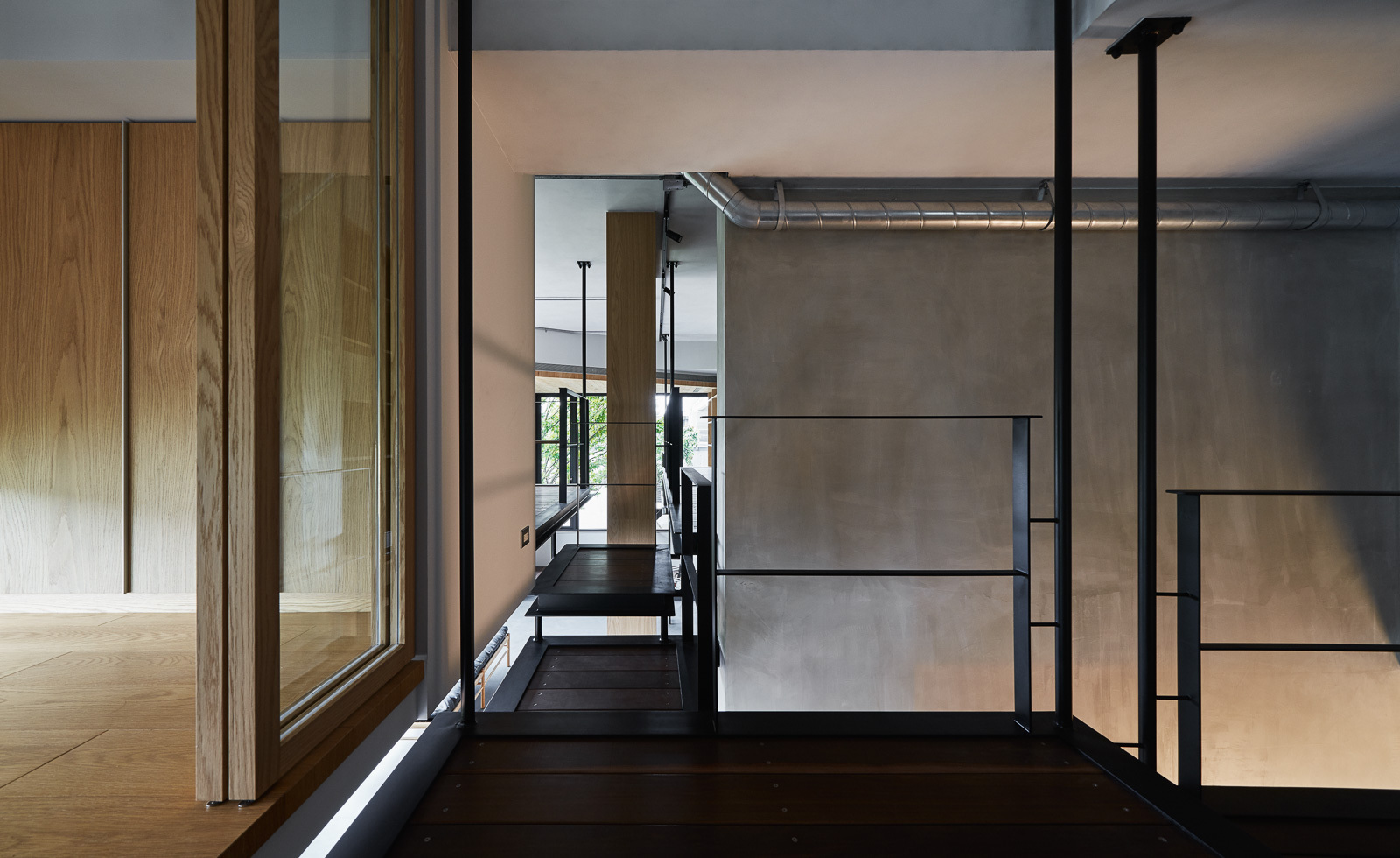 Gallery of Life in Tree House / Soar Design Studio - 20