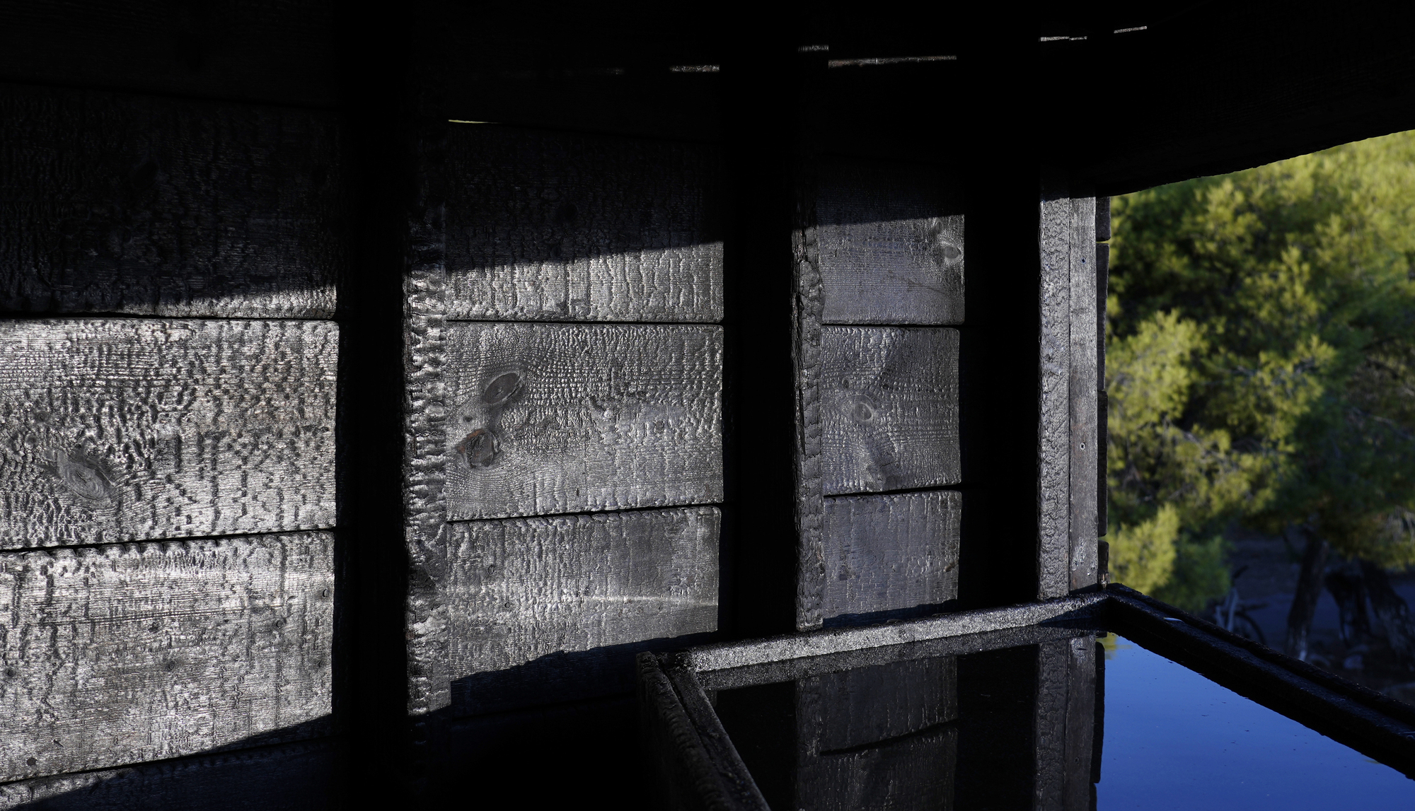 Gallery of Dark Beacon Pavilion / Kieran Donnellan + MEDS (Meetings of ...