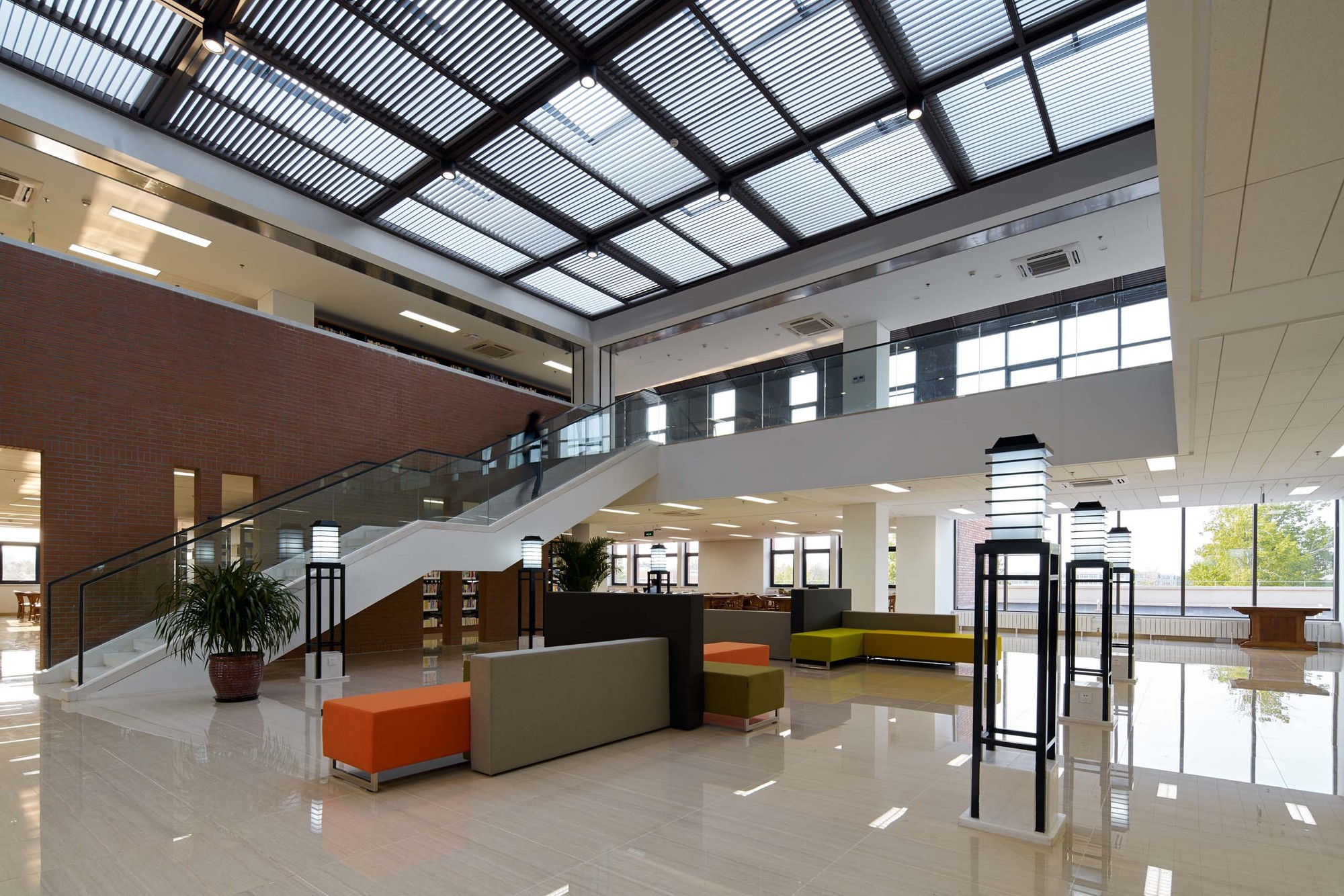 Gallery of 4th Phase Addition of Tsinghua University Library / THAD - 13