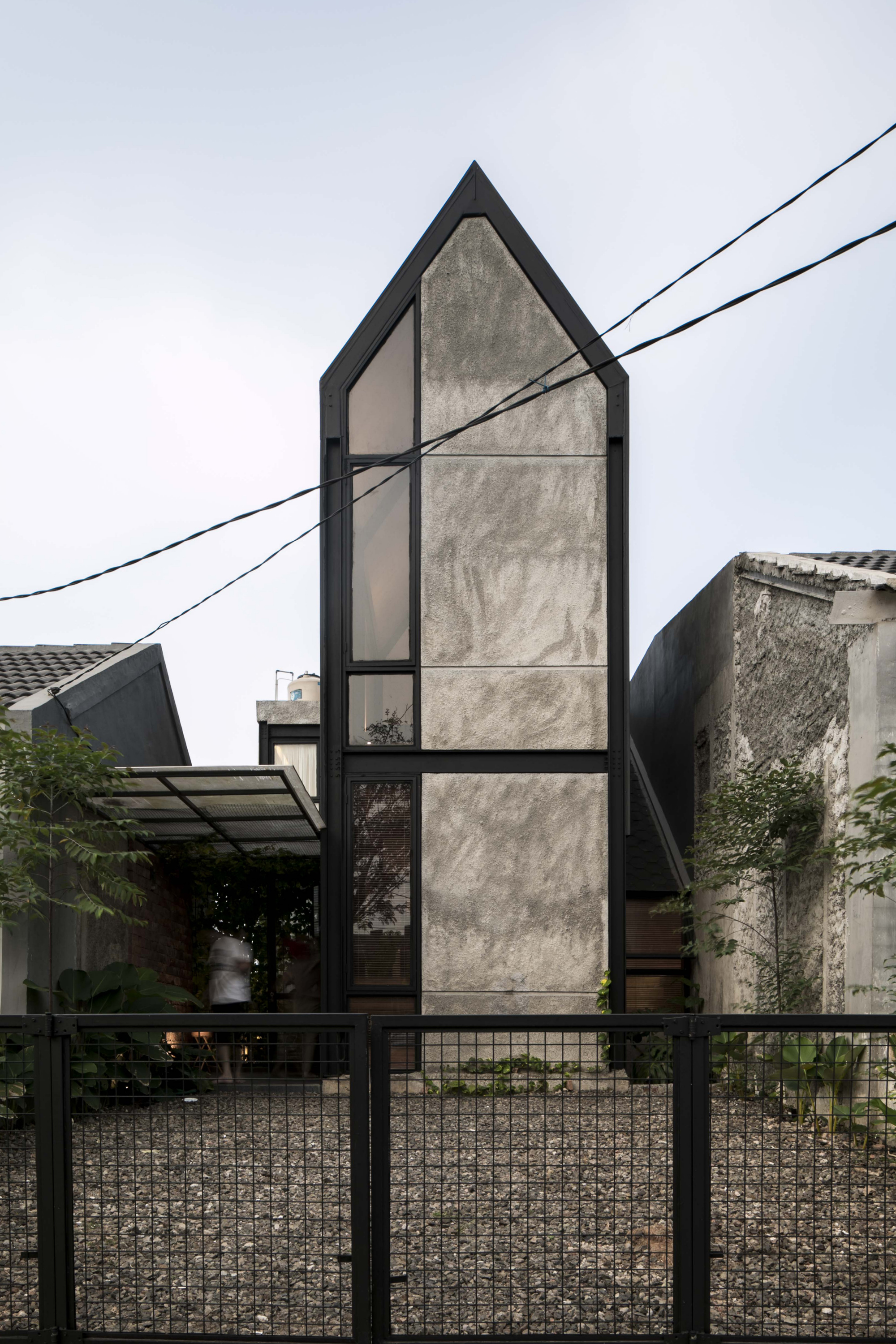 Gallery of Gro-House / Atelier Bertiga - 9