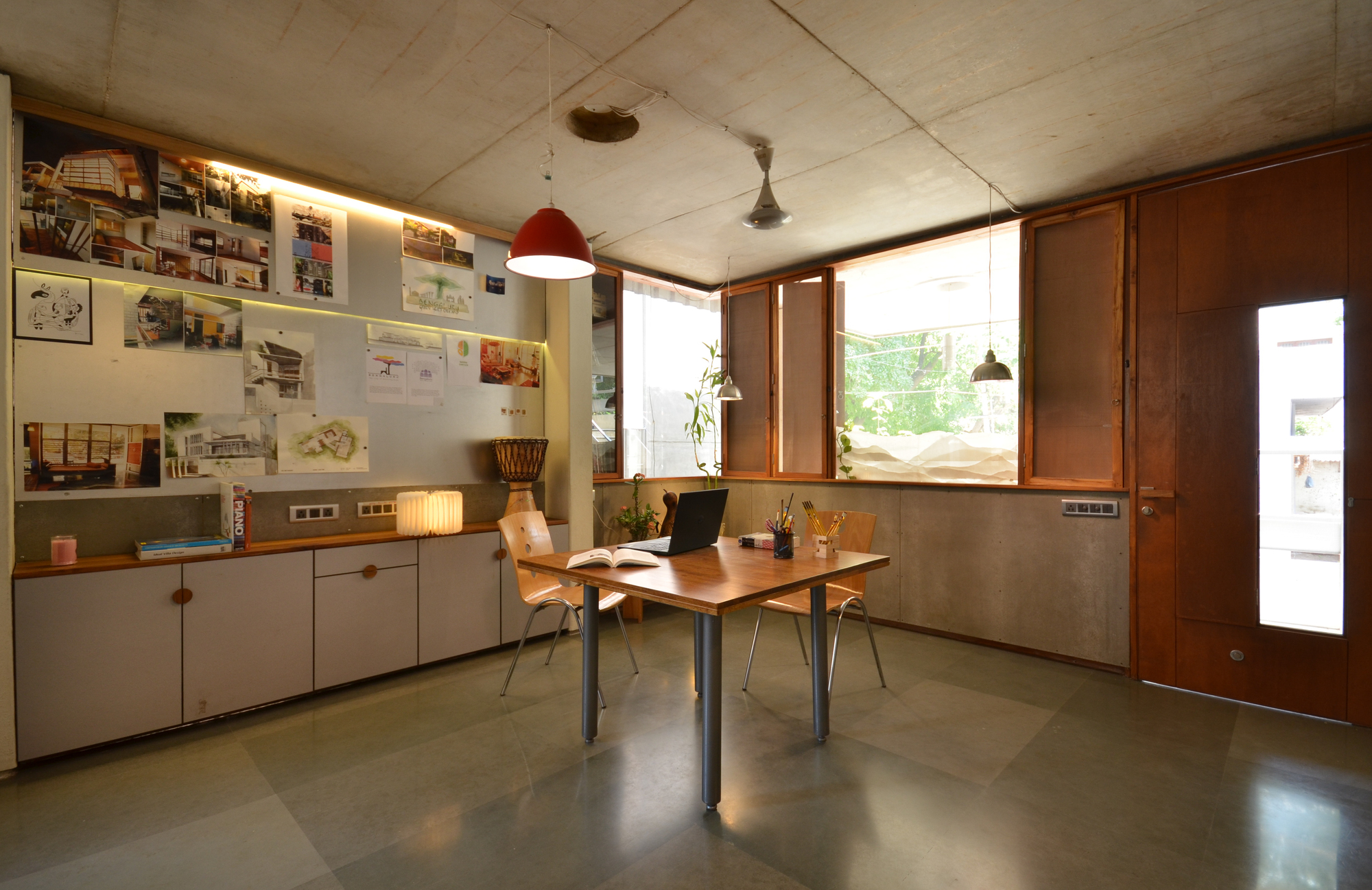 Gallery of Creative Lab House / Meeta Jain Architects - 10