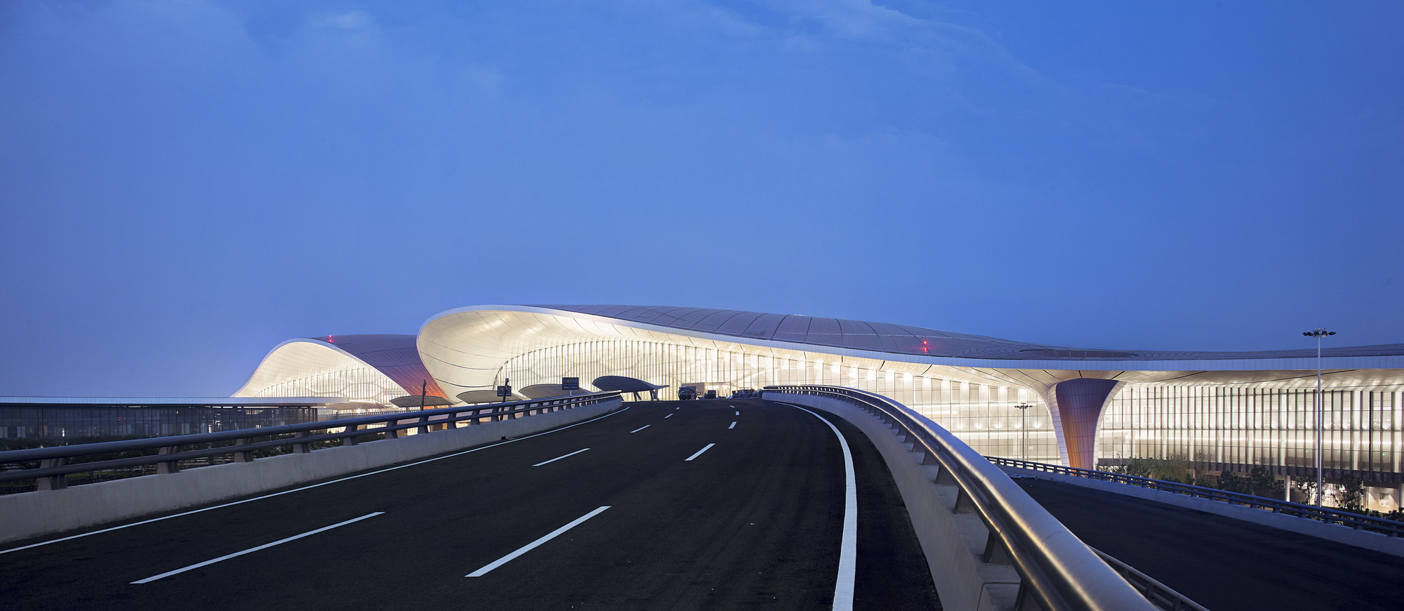 Gallery of Beijing Daxing International Airport / Zaha Hadid Architects - 9