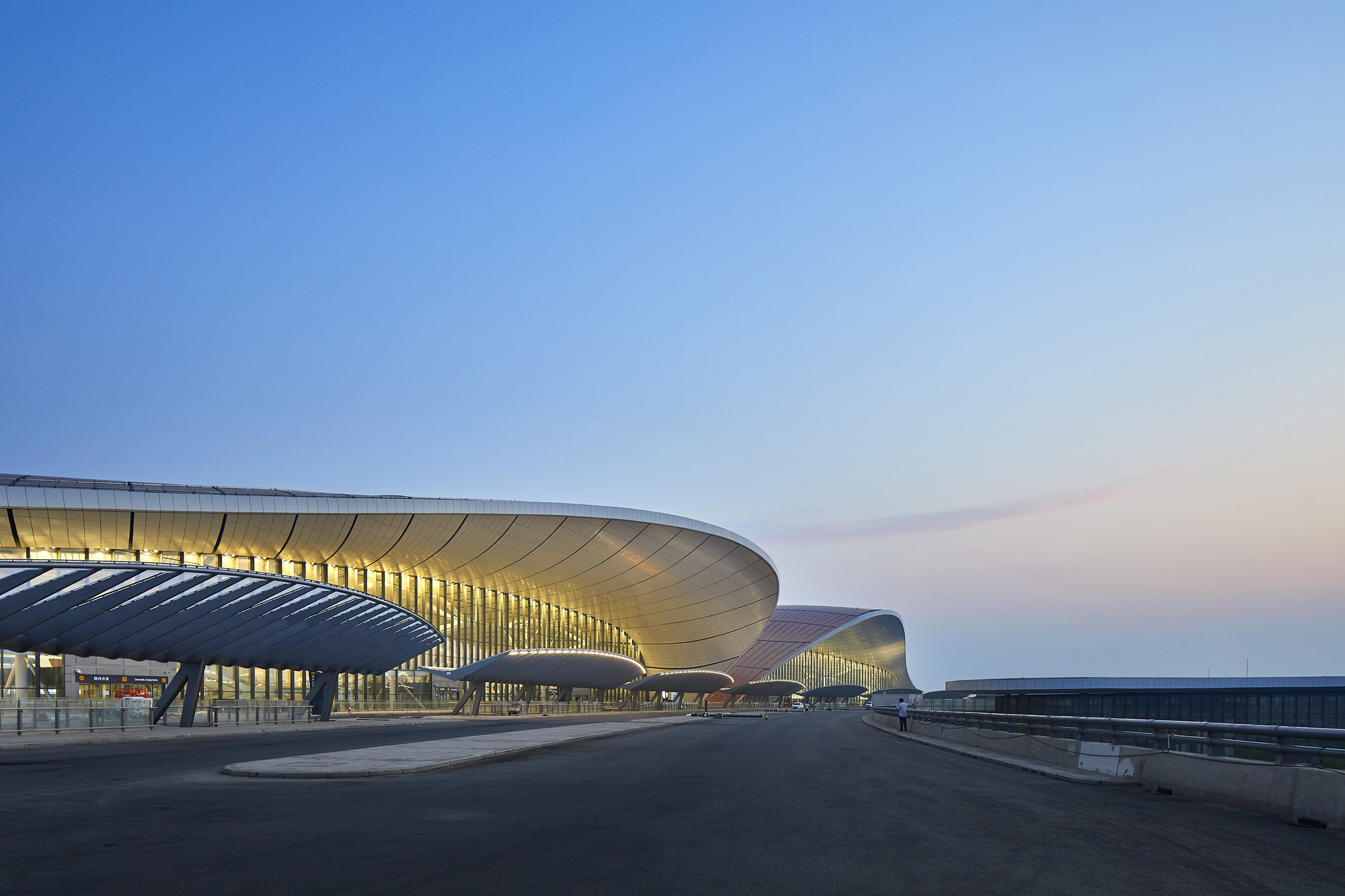 Gallery of Beijing Daxing International Airport / Zaha Hadid Architects - 7