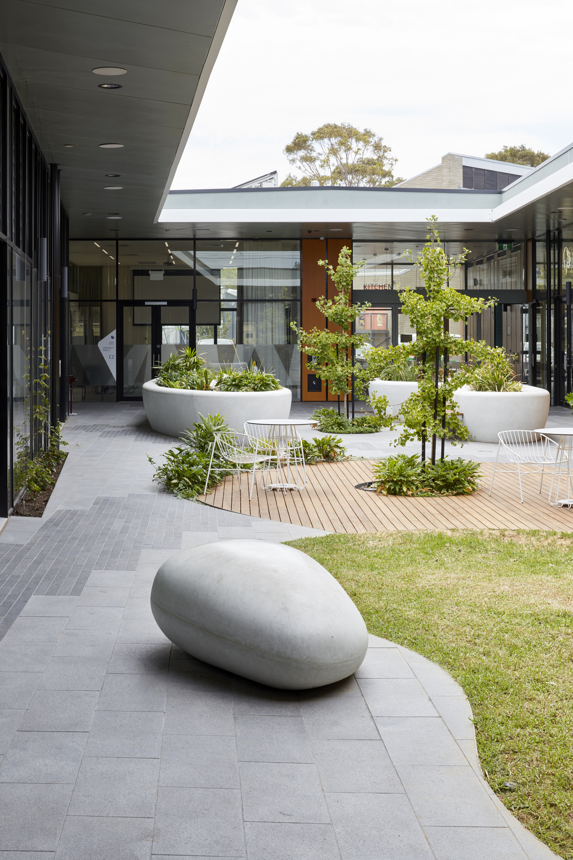 Gallery of Parks Library / JPE Design Studio - 3