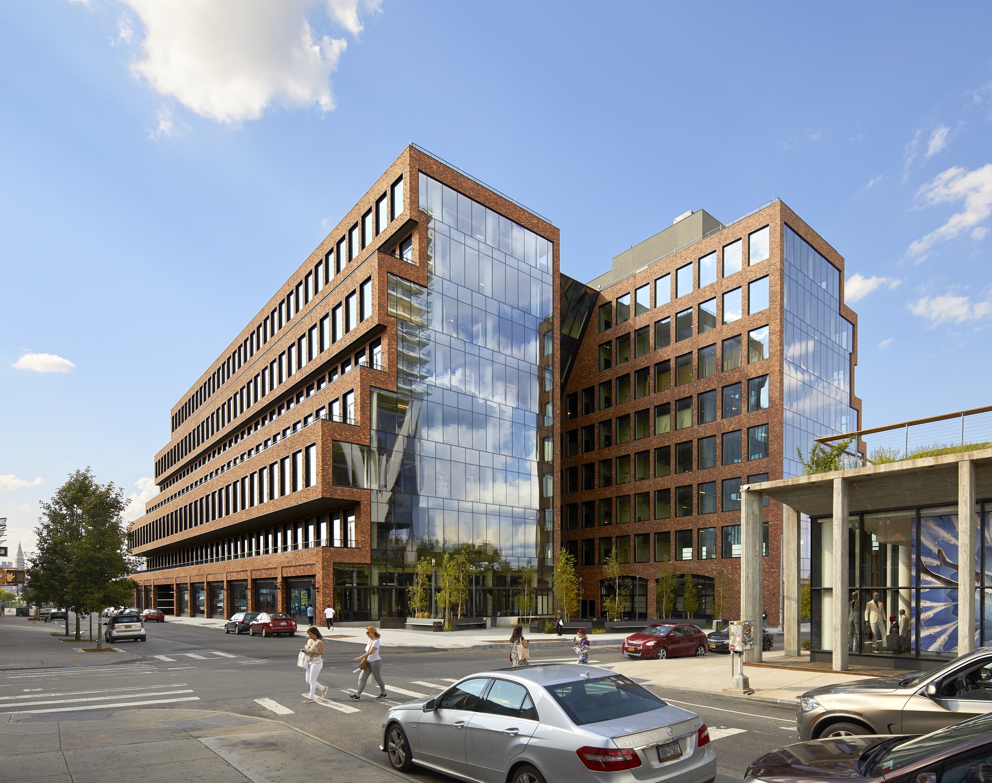 Gallery of 25 Kent Building / Gensler + HWKN - 18