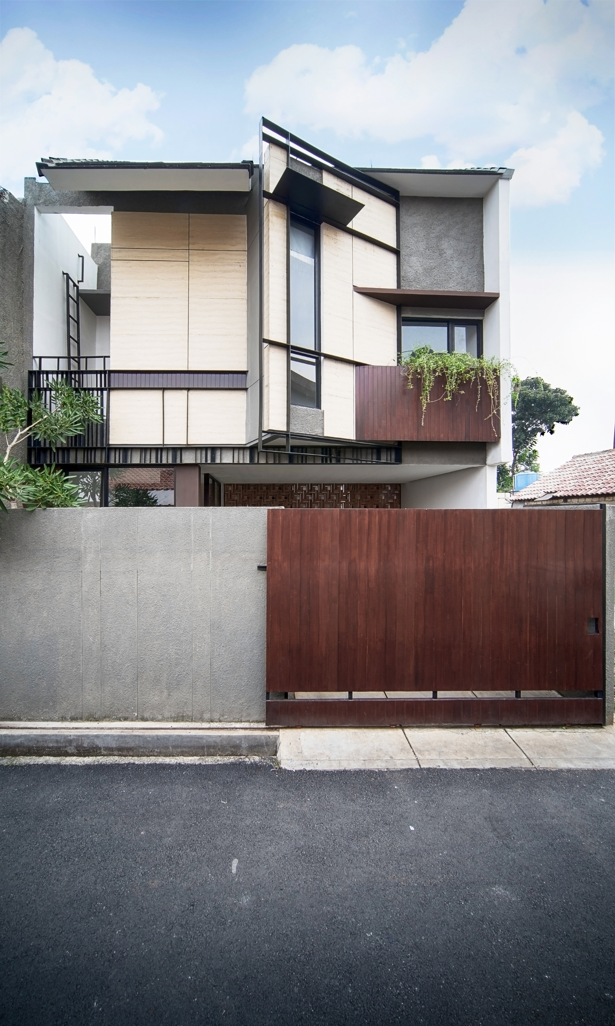 Gallery of U House / CND ARCHITECT - 14