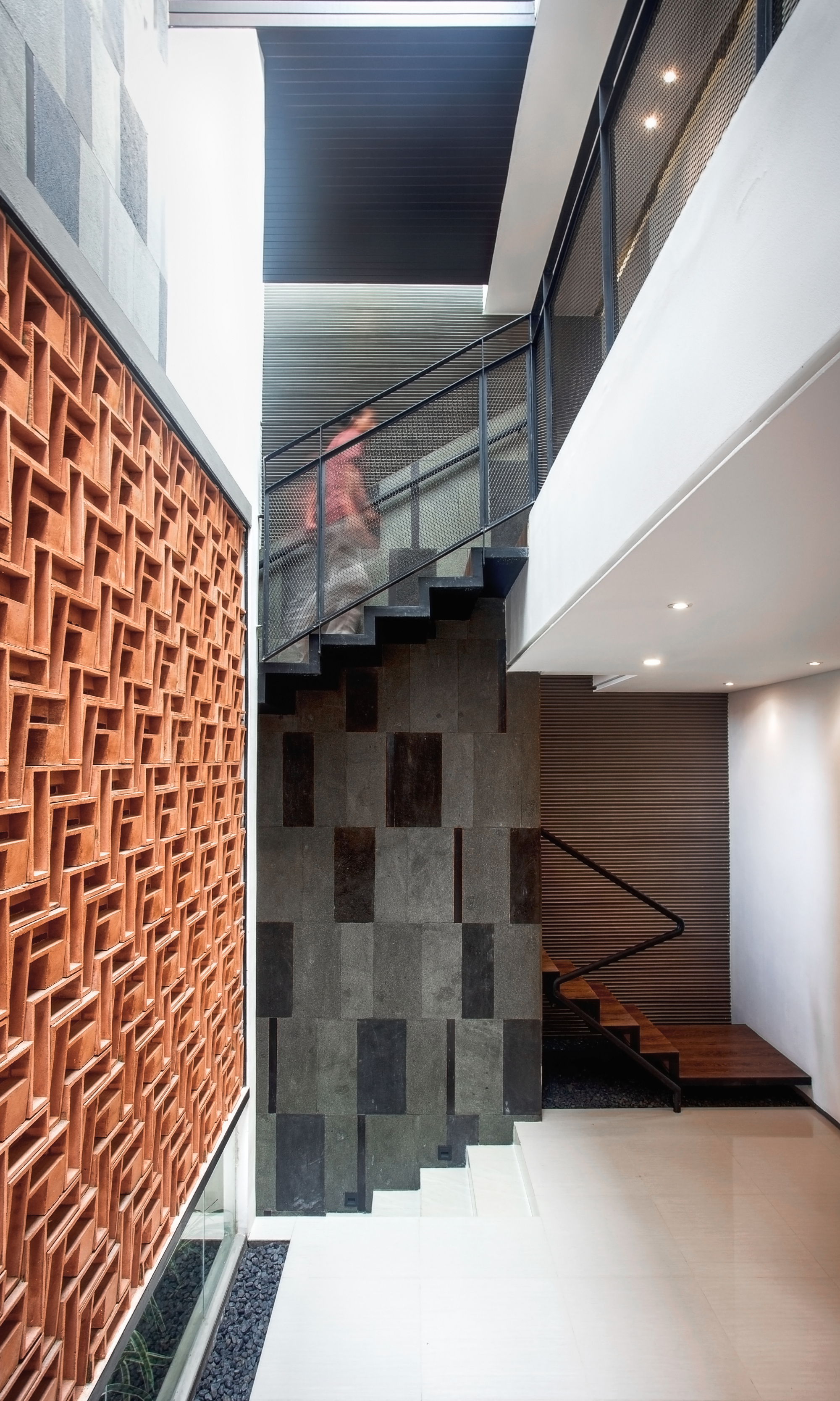 Gallery of U House / CND ARCHITECT - 9