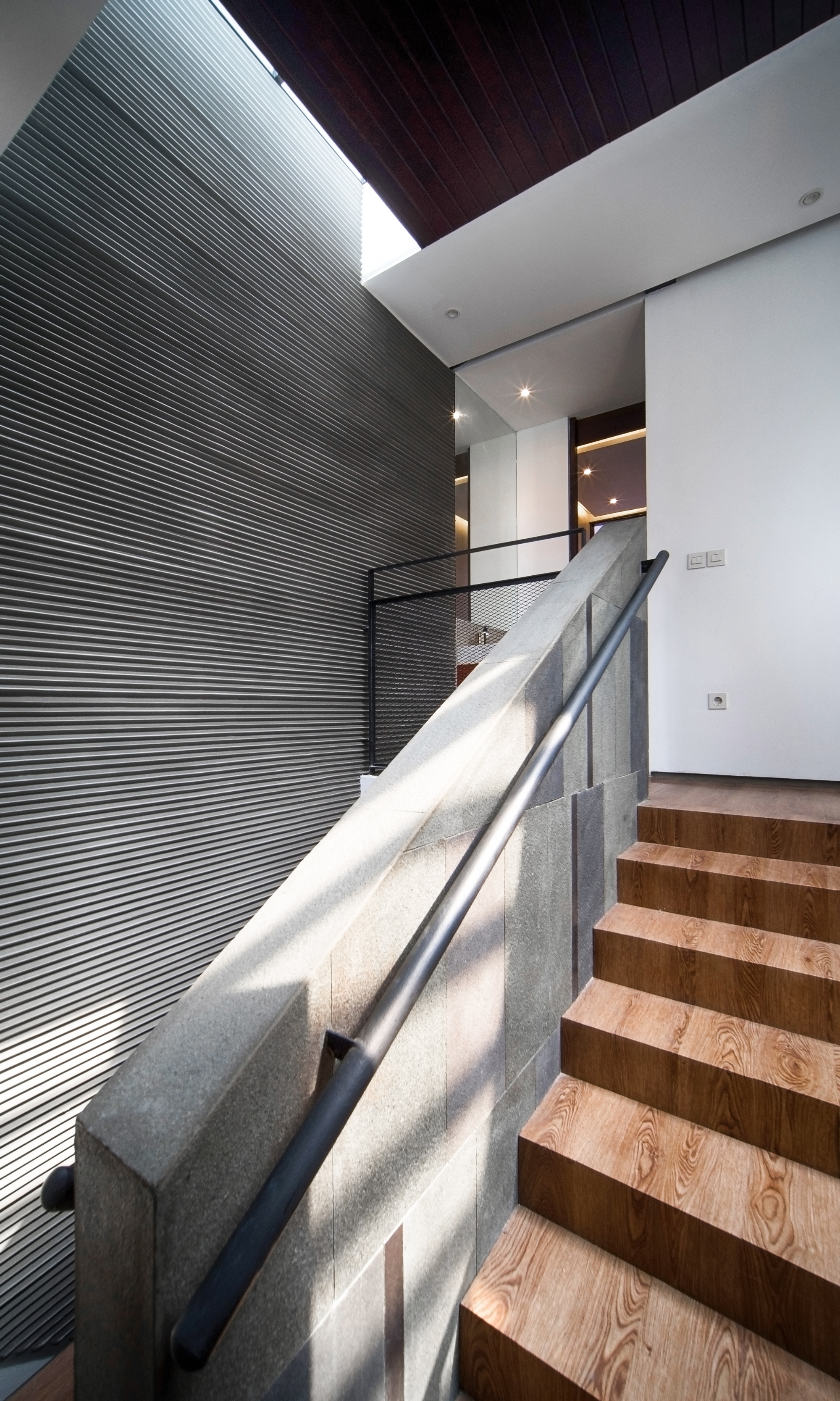 Gallery of U House / CND ARCHITECT - 5