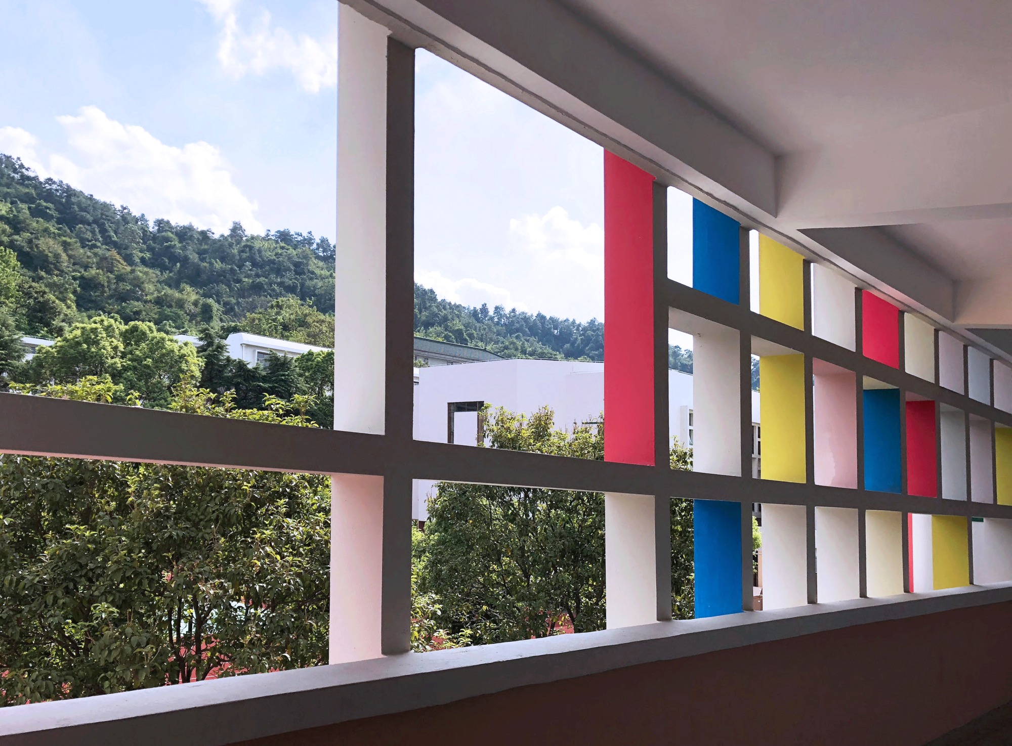 Gallery of Facade Renovation of Shaoxing Shangyu Longshan School ...