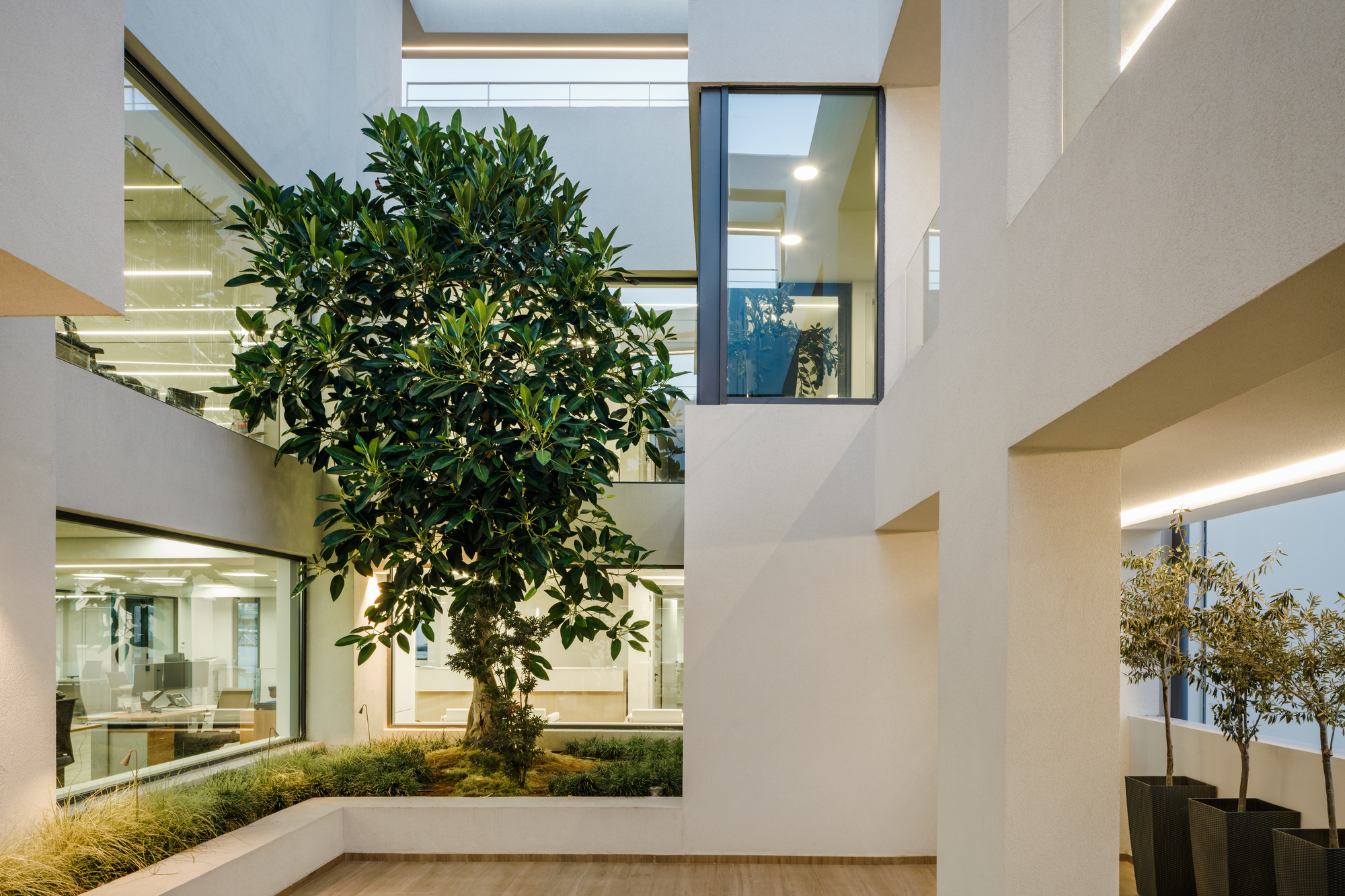 Gallery of Geometrical Juxtapositions Office Building Redevelopment ...