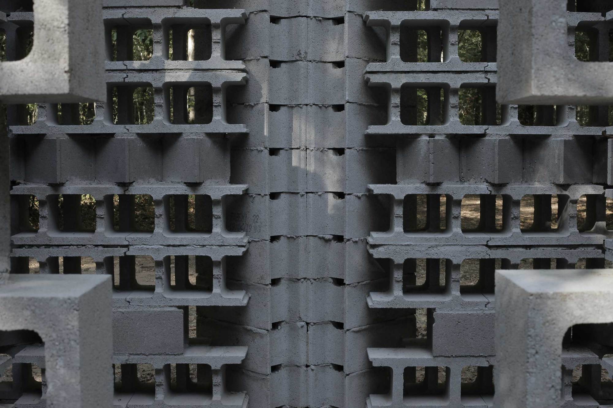 Gallery of Experimental Prototype Architecture Exhibited in French Park ...