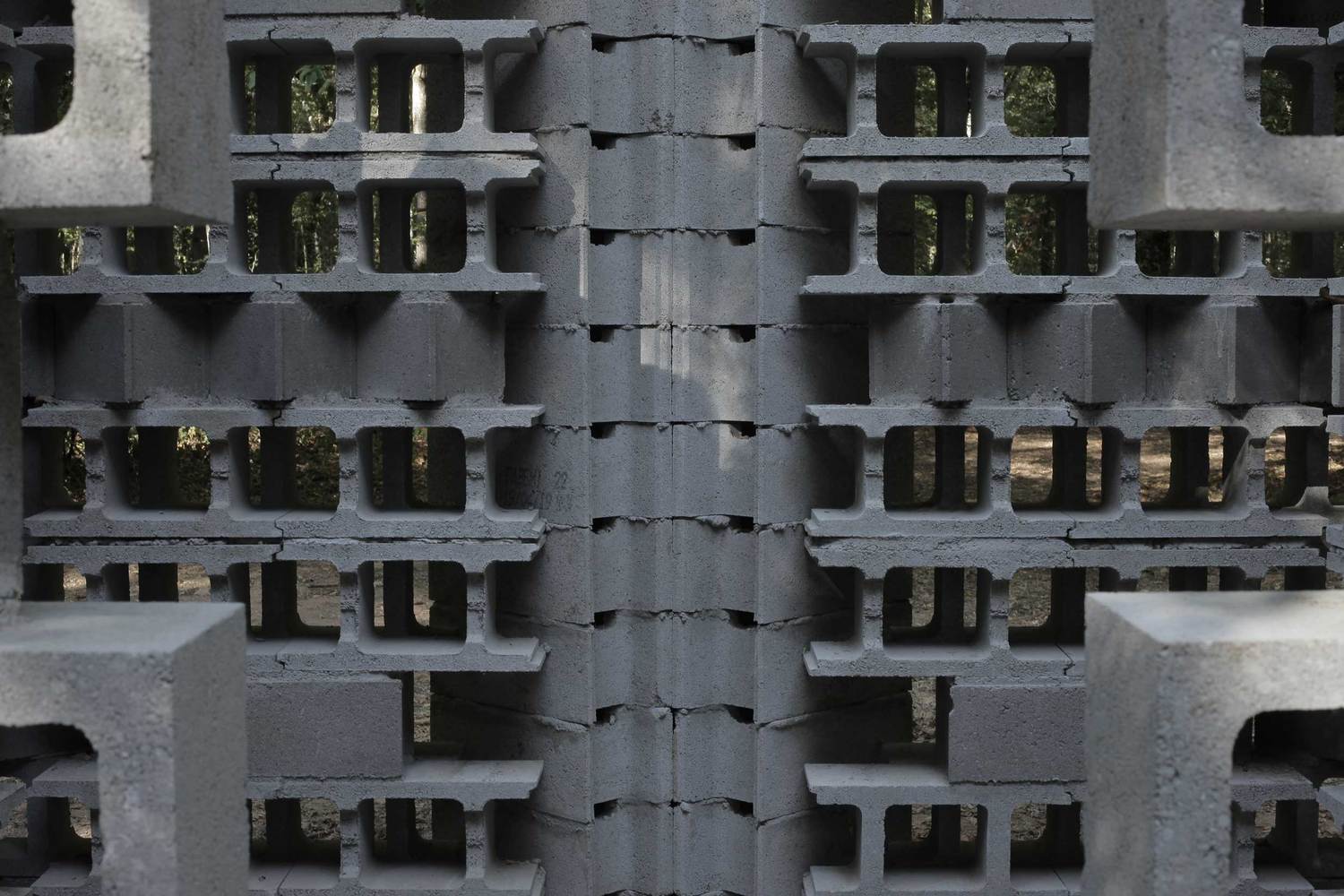 Gallery of Experimental Prototype Architecture Exhibited in French Park ...