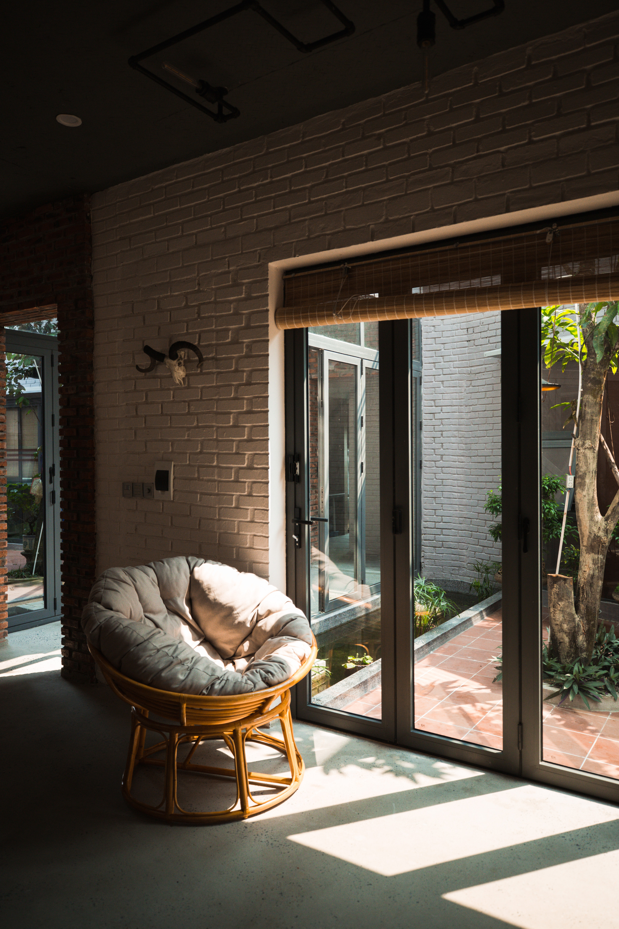 Gallery of The Soul Home / Ho Khue Architects - 31