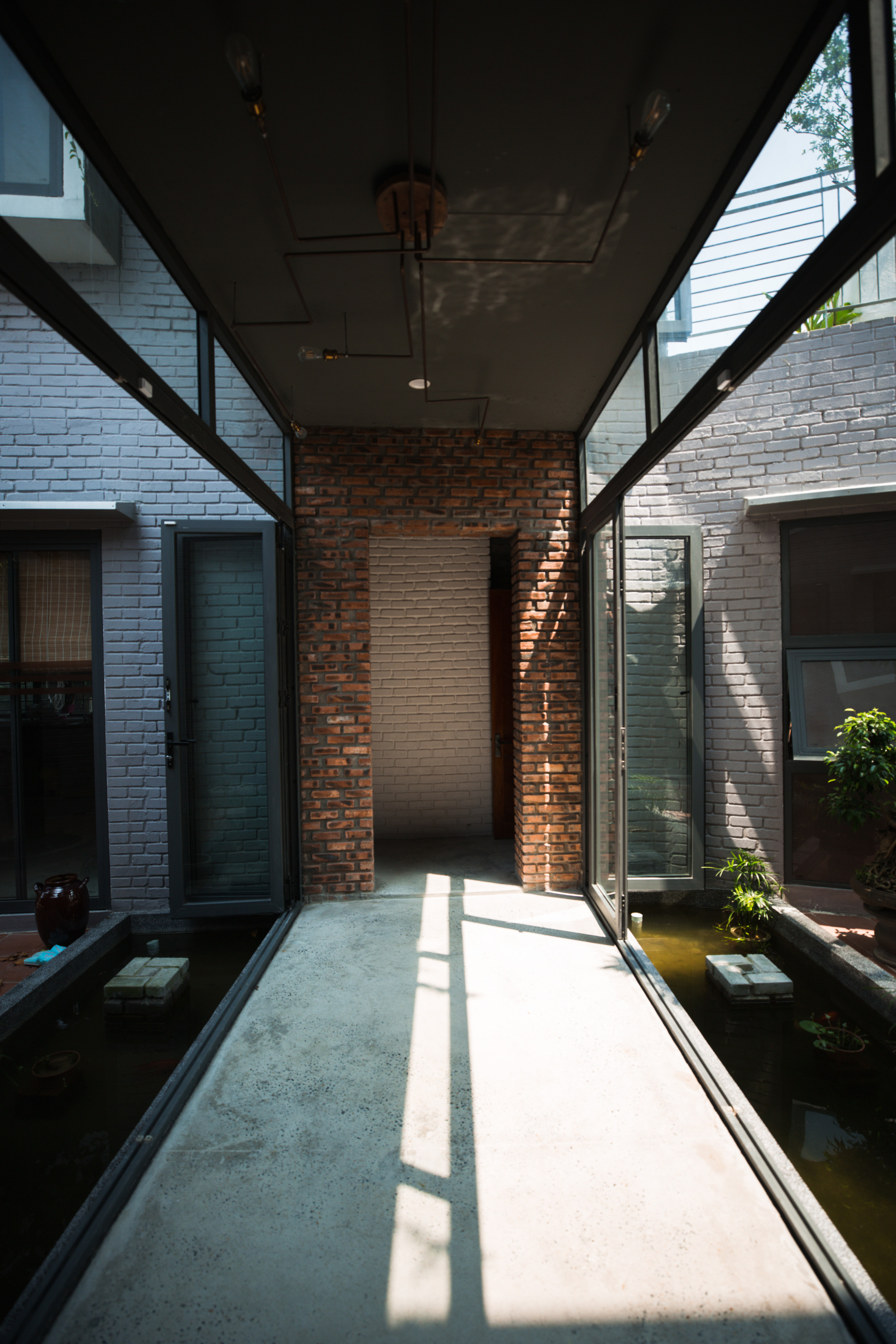 Gallery of The Soul Home / Ho Khue Architects - 17