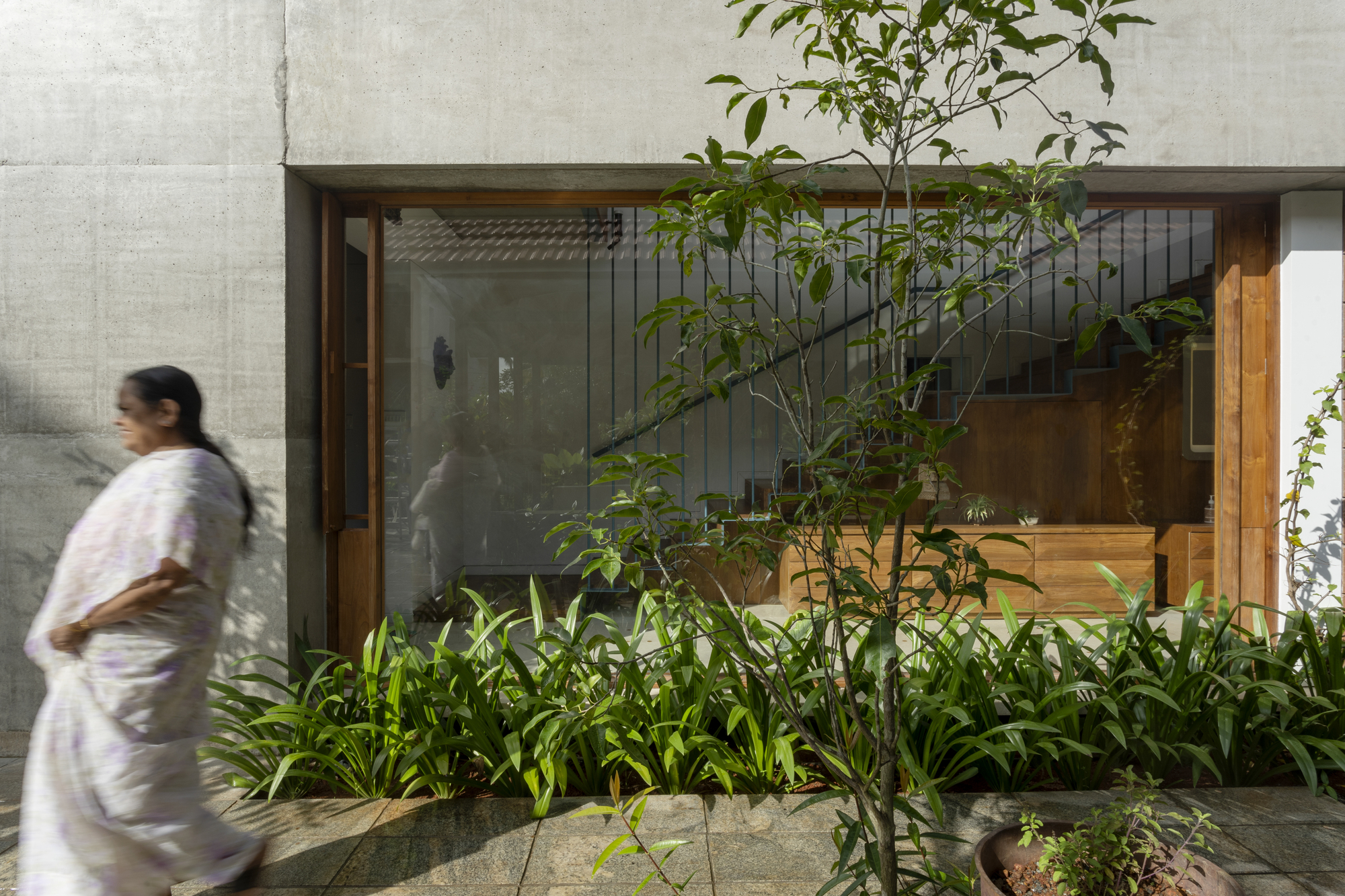 Gallery of Traditional Affinity House / Thought Parallels - 16