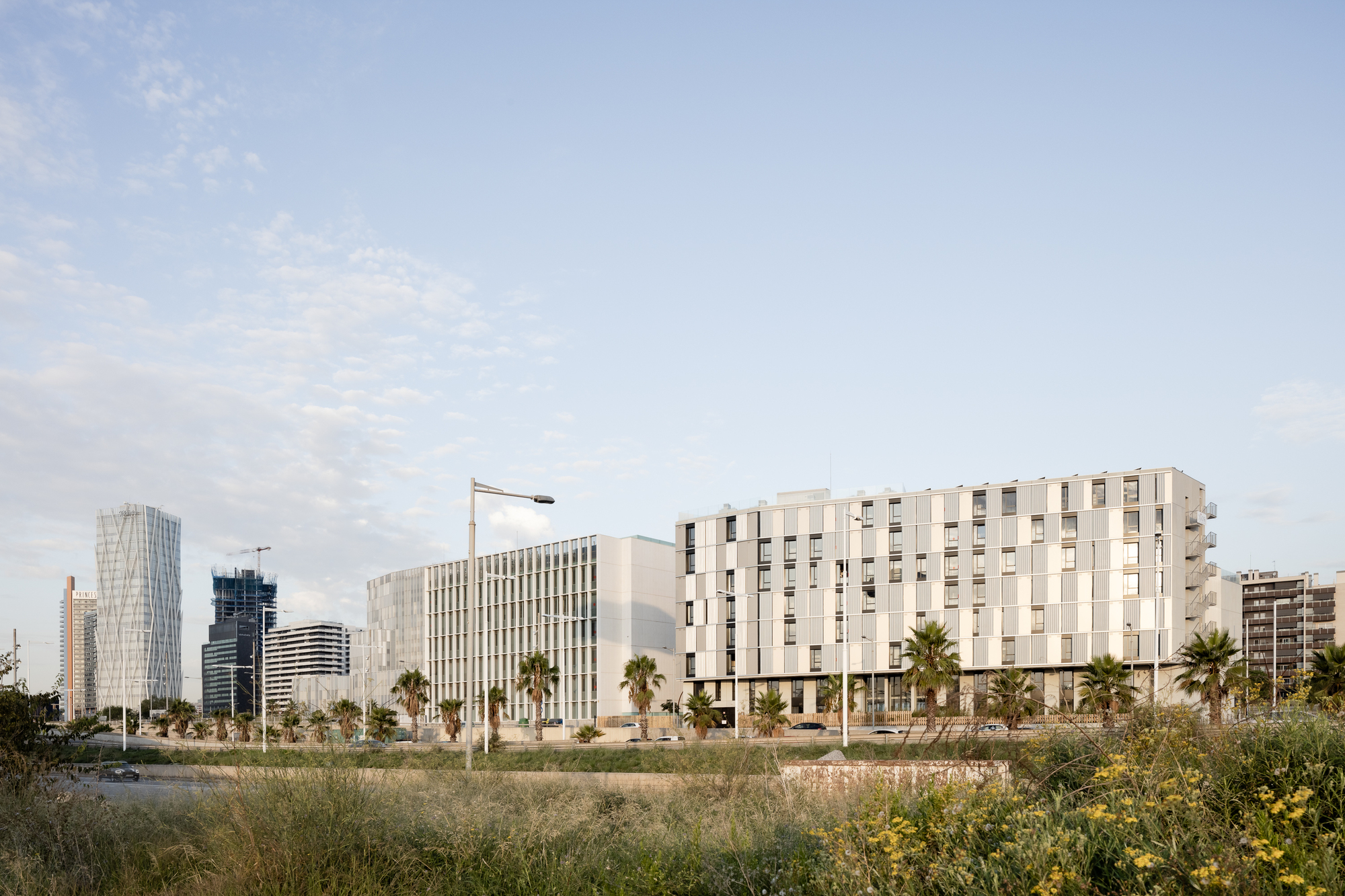 Gallery of Student Housing Diagonal Besos / MDBA - 10