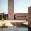Friendship Hospital Satkhira / Kashef Chowdhury/URBANA | ArchDaily