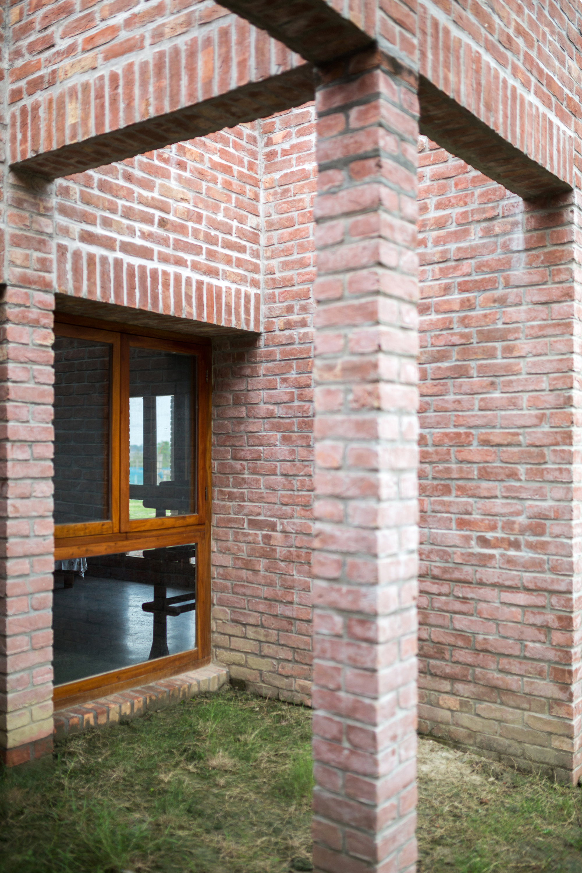 Gallery of Friendship Hospital Satkhira / Kashef Chowdhury/URBANA - 4