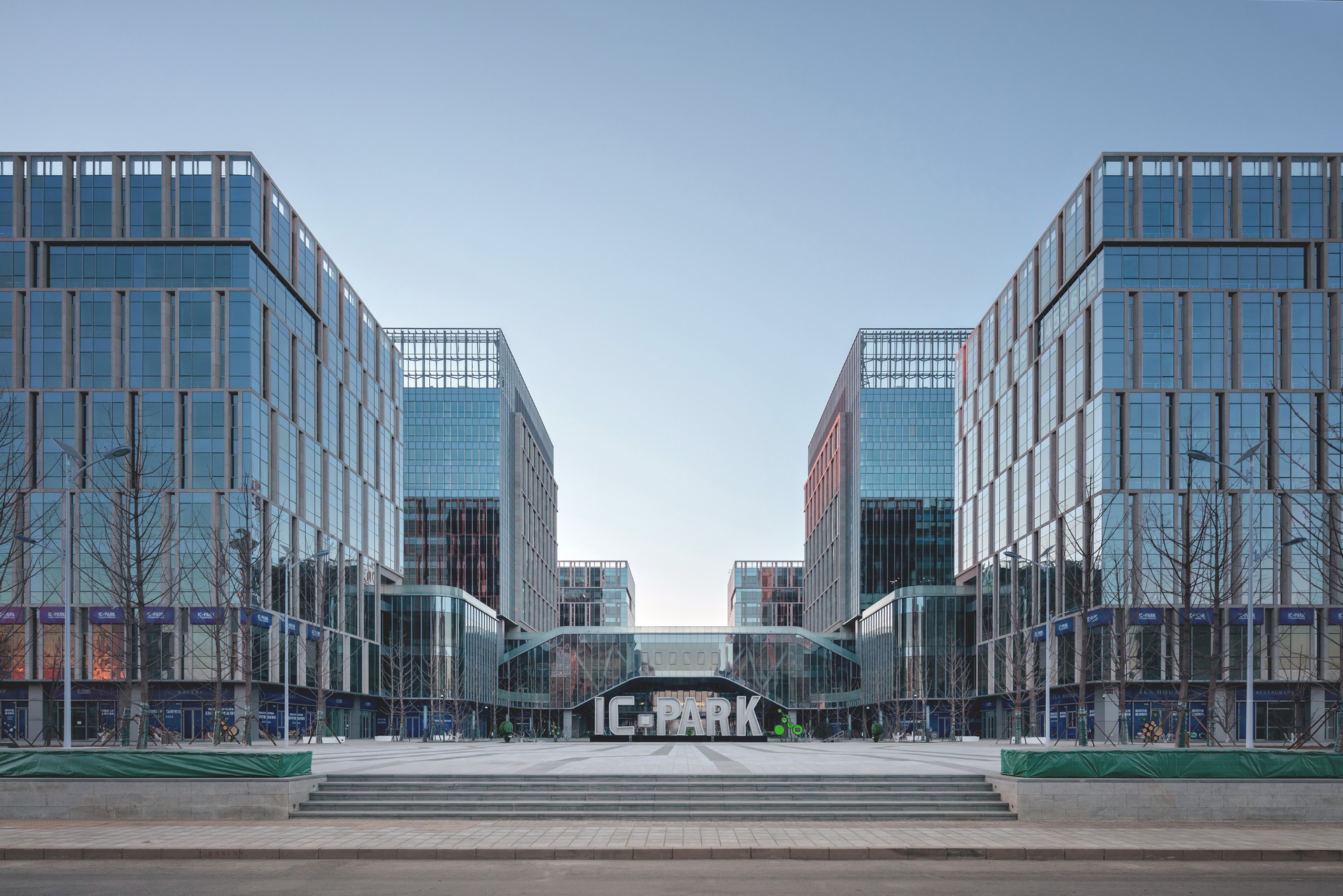 Gallery of Zhongguancun IC Design Park / MoChen Architects & Engineers - 5