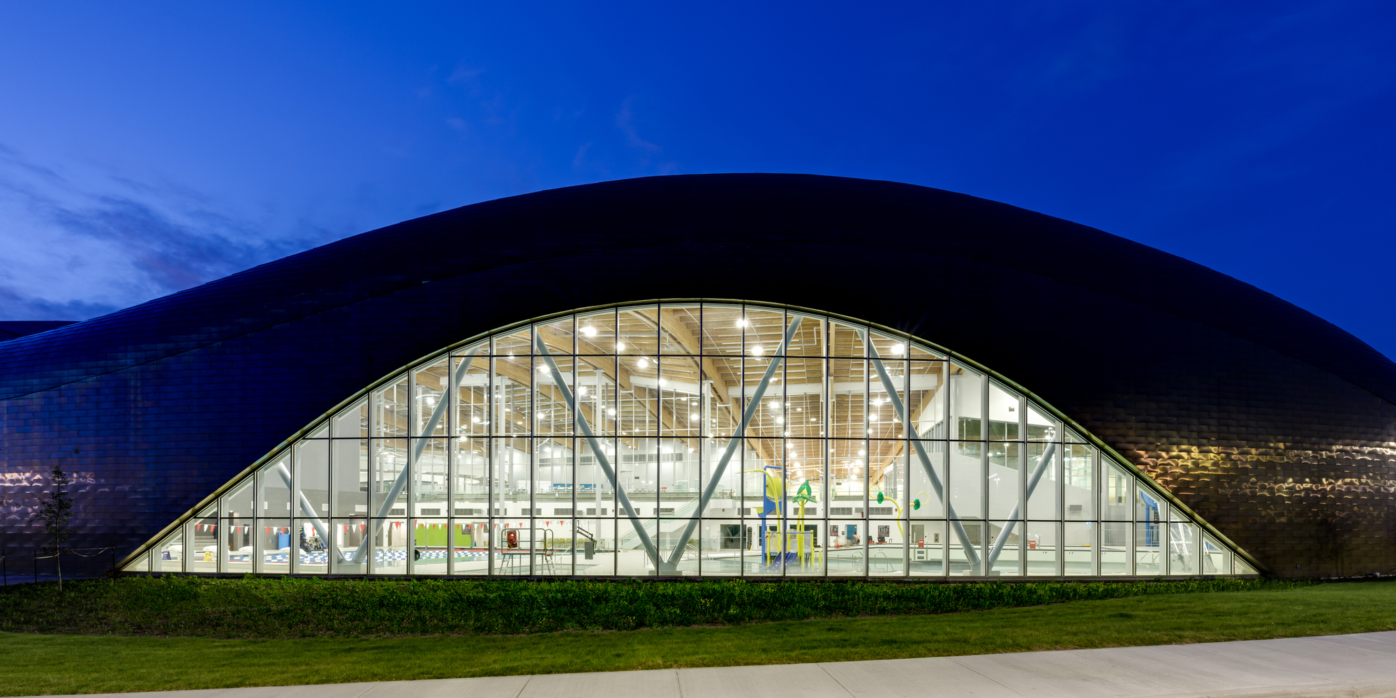 Galeria de YMCA Shane Homes em Rocky Ridge / GEC Architecture - 7