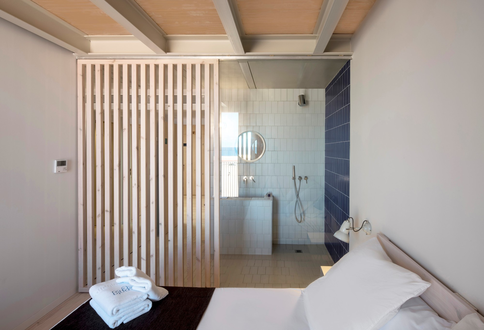 Gallery of SantaCreu Hotel in Tabarca Island / Diego López Fuster ...